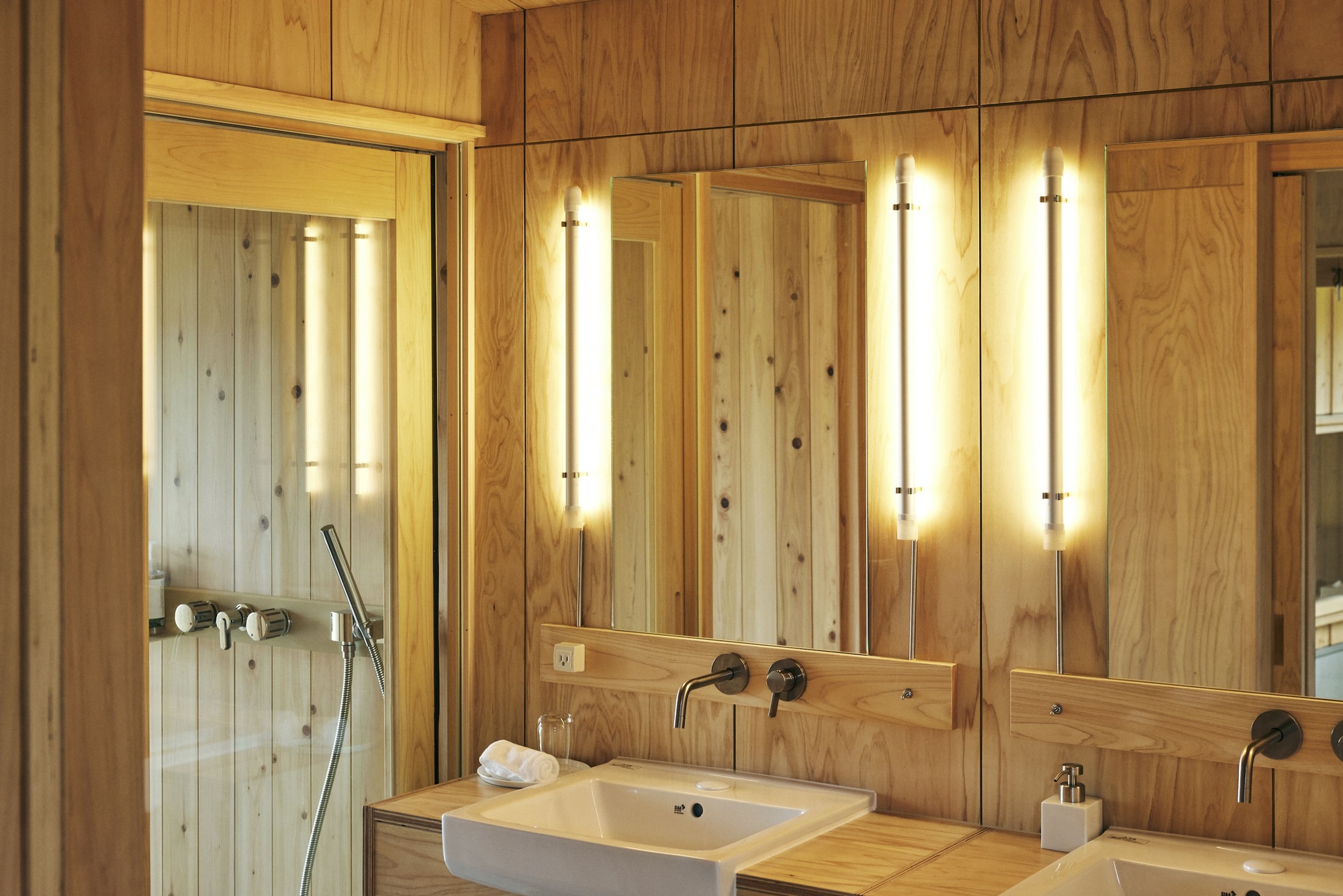 Galería de YAWN YARD Kouri Island centro de visitantes / Jo Nagasaka ...