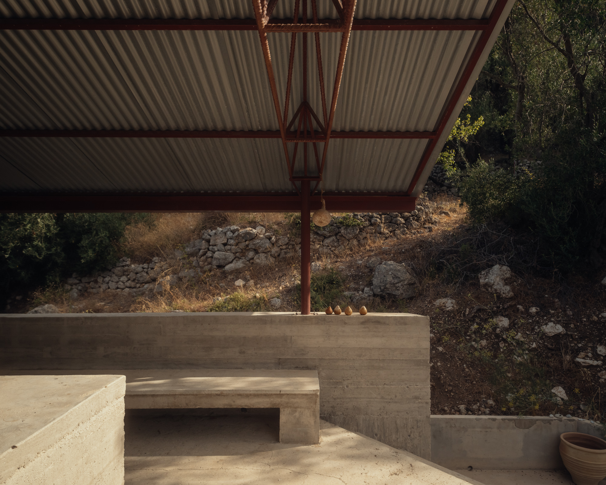 Gallery of House in an Olive Grove / Invisible Studio - 12
