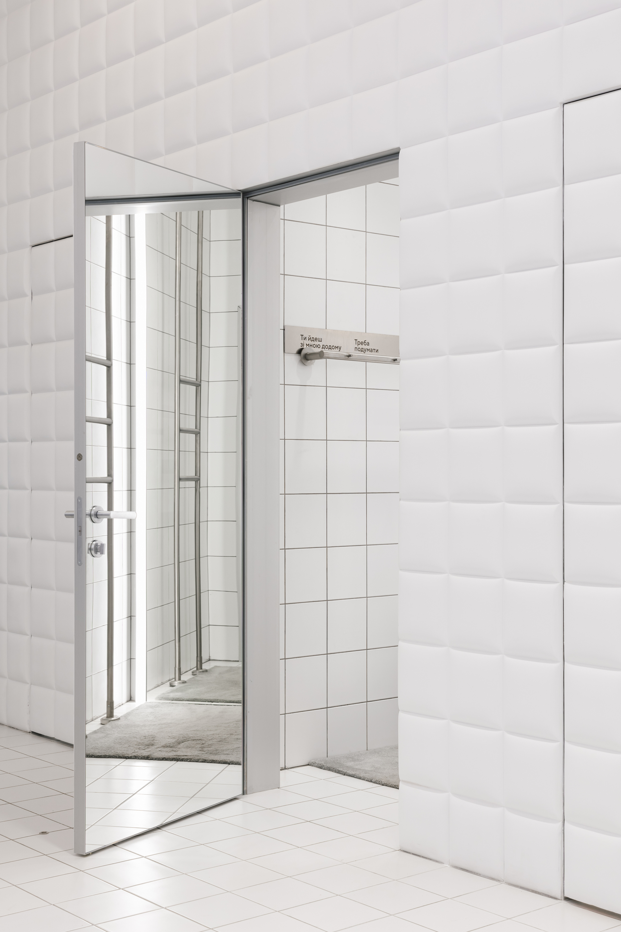 Gallery of One by One Flagship Showroom / Between the Walls - 17