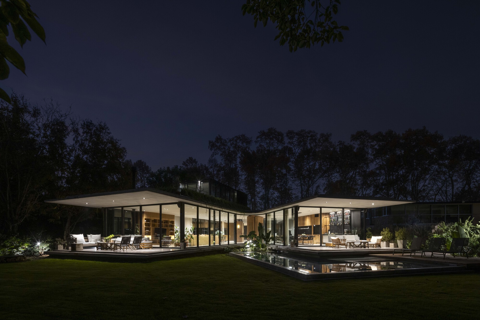 Gallery of X House / Estudio Geya - 30