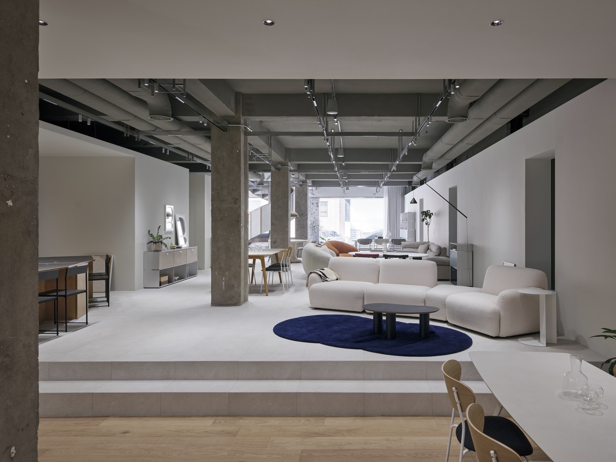 Gallery of Flat Point Seongsu Store / stof. - 3