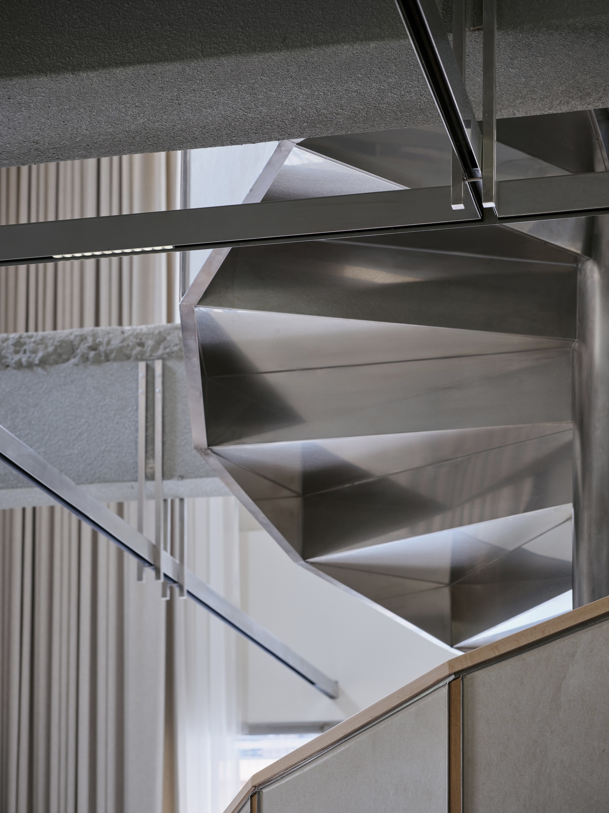 Gallery of Flat Point Seongsu Store / stof. - 11