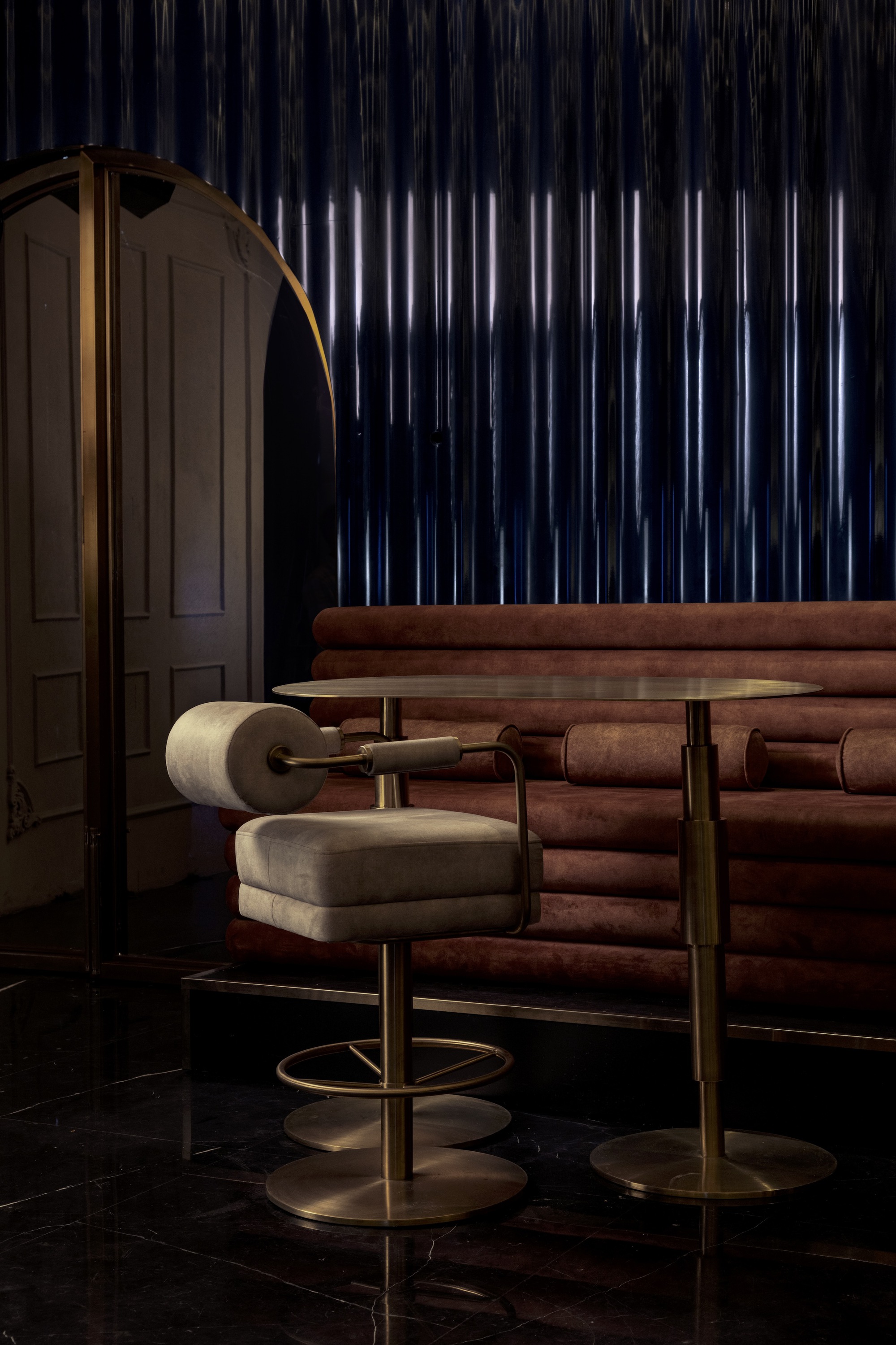 Gallery of Norman Cocktail Bar / Studiio Dangg - 10