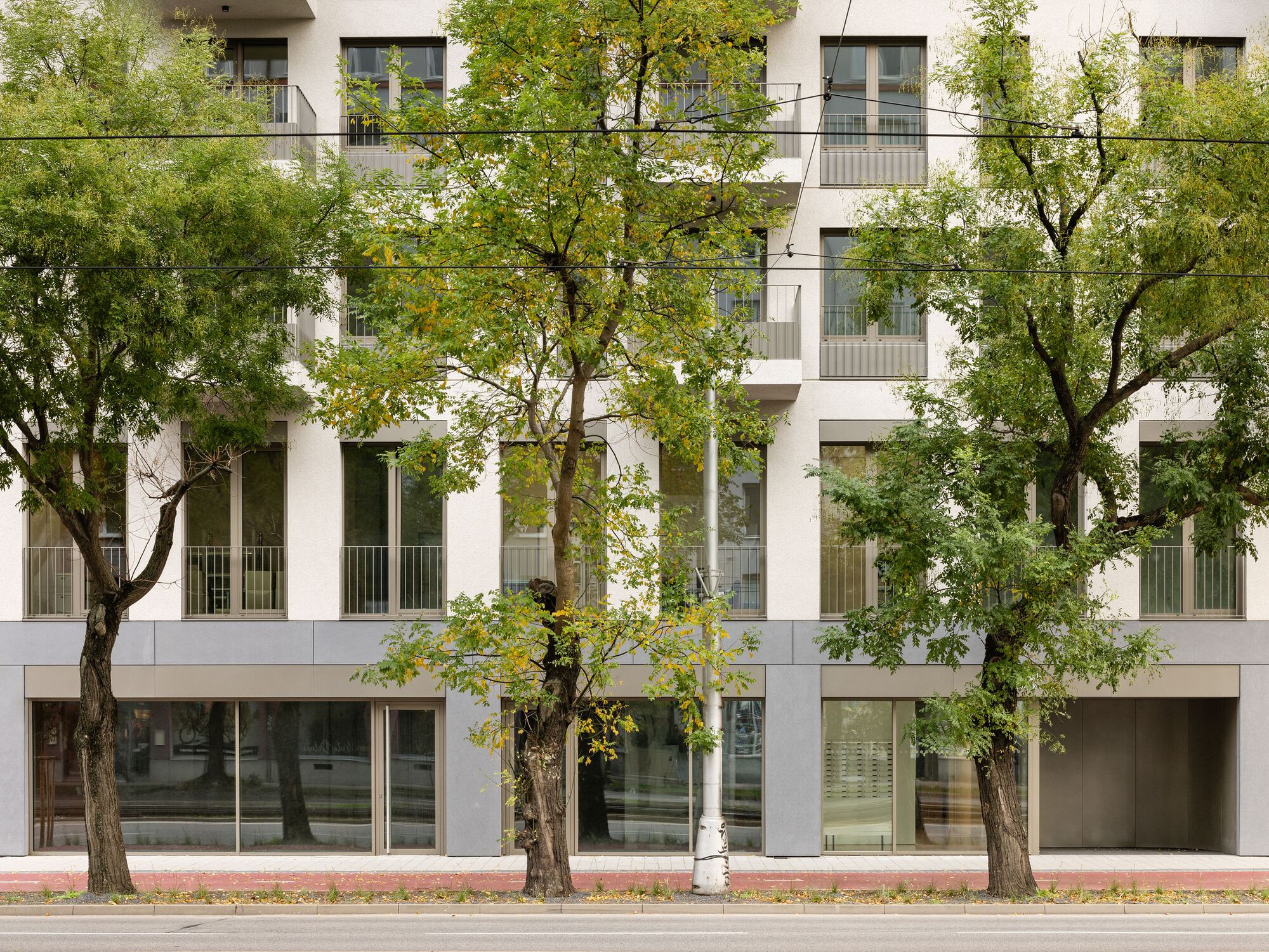 Gallery of Mixed-Use Building B10 / Sadovsky & Architects ...