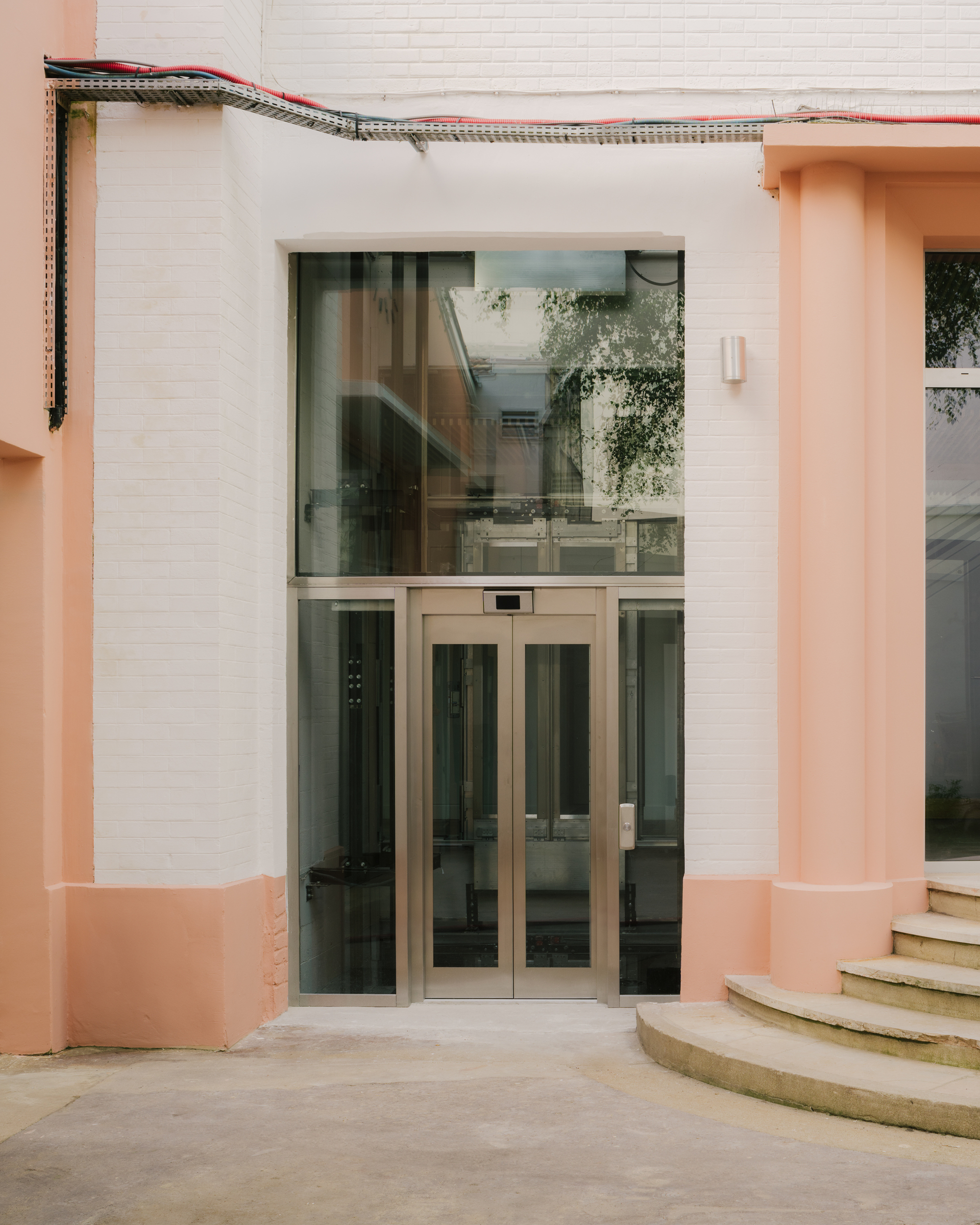 Galeria de Quadra Industrial em Malakoff / Barre Bouchetard Architecture - 8