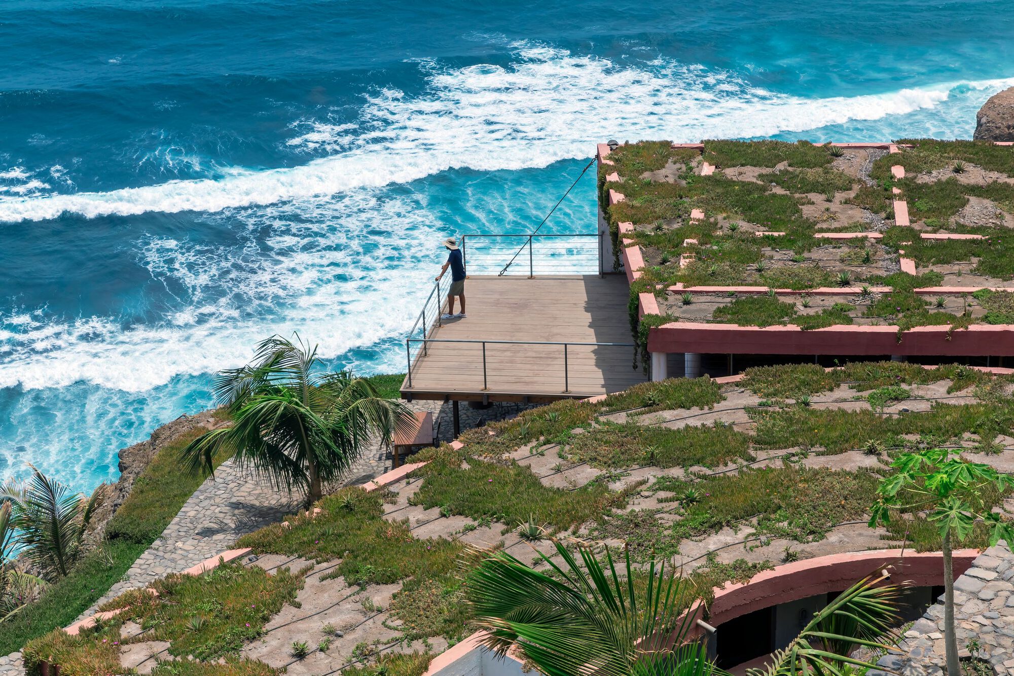 Galería de Villa Ecológica en Chã de Igreja / Ramos Castellano ...