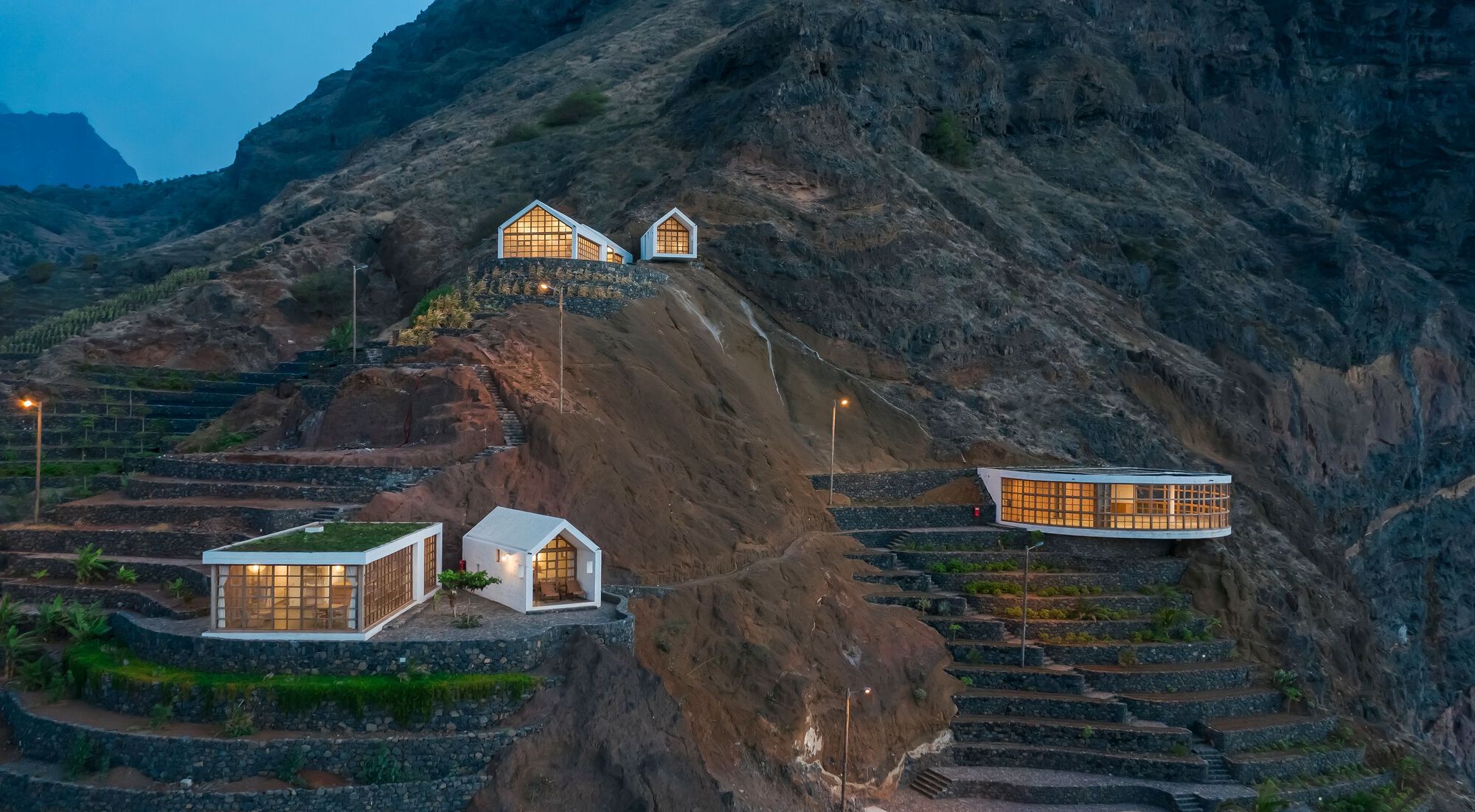 Galería de Villa Ecológica en Chã de Igreja / Ramos Castellano ...