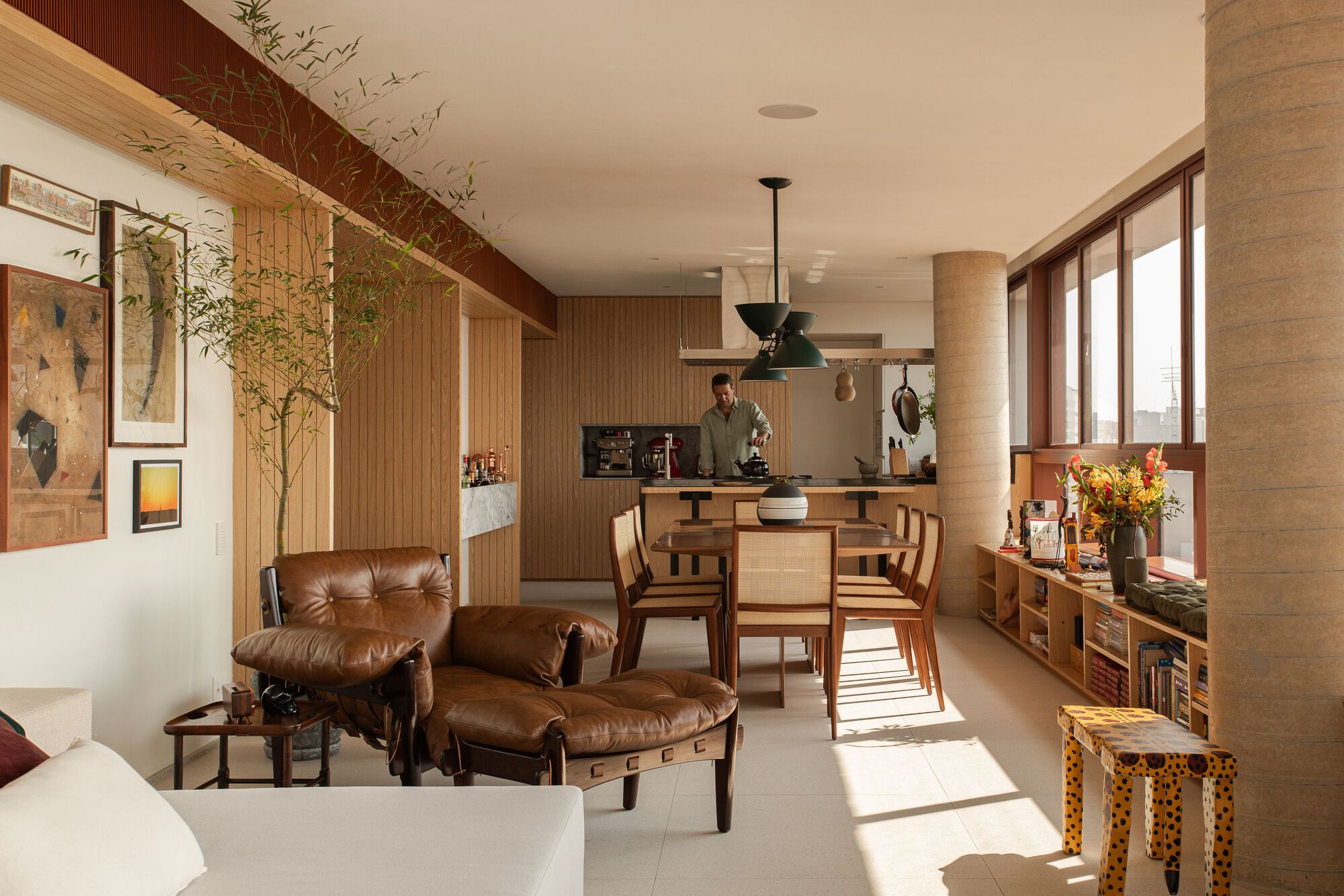 Galeria de Apartamento Cubo Mágico / Chalabi Arquitetos - 3