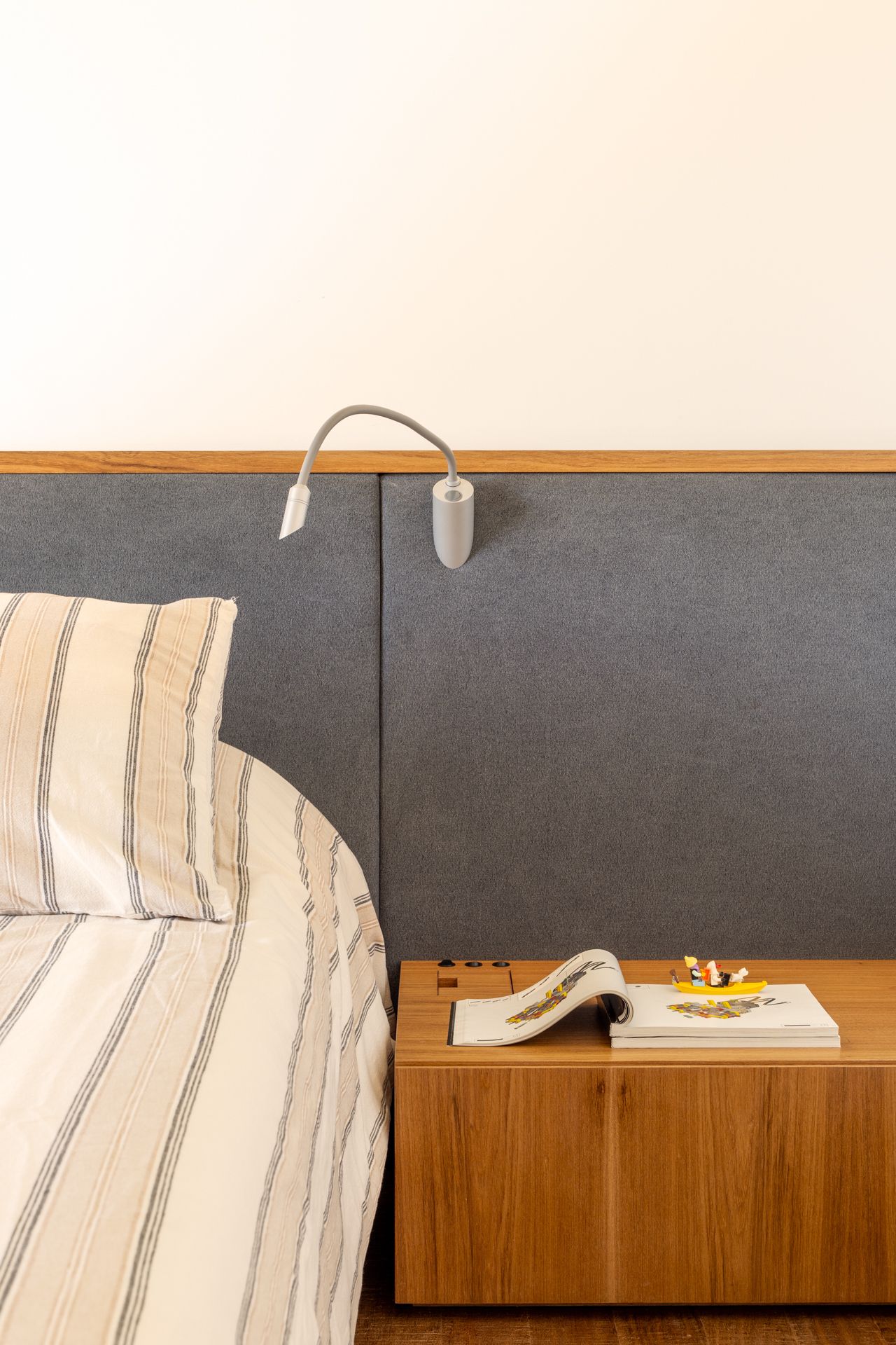 Gallery of São Carlos Residence / Gui Mattos - 25