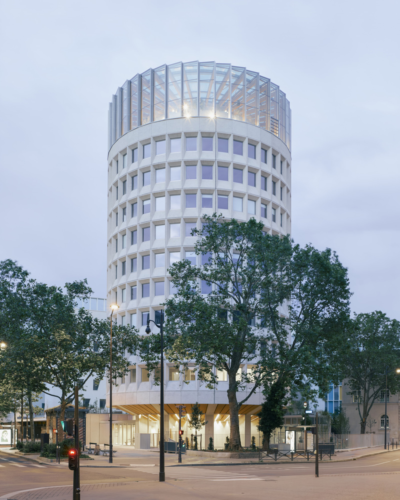 Gallery of Racine Office Building / Maud Caubet Architectes - 24