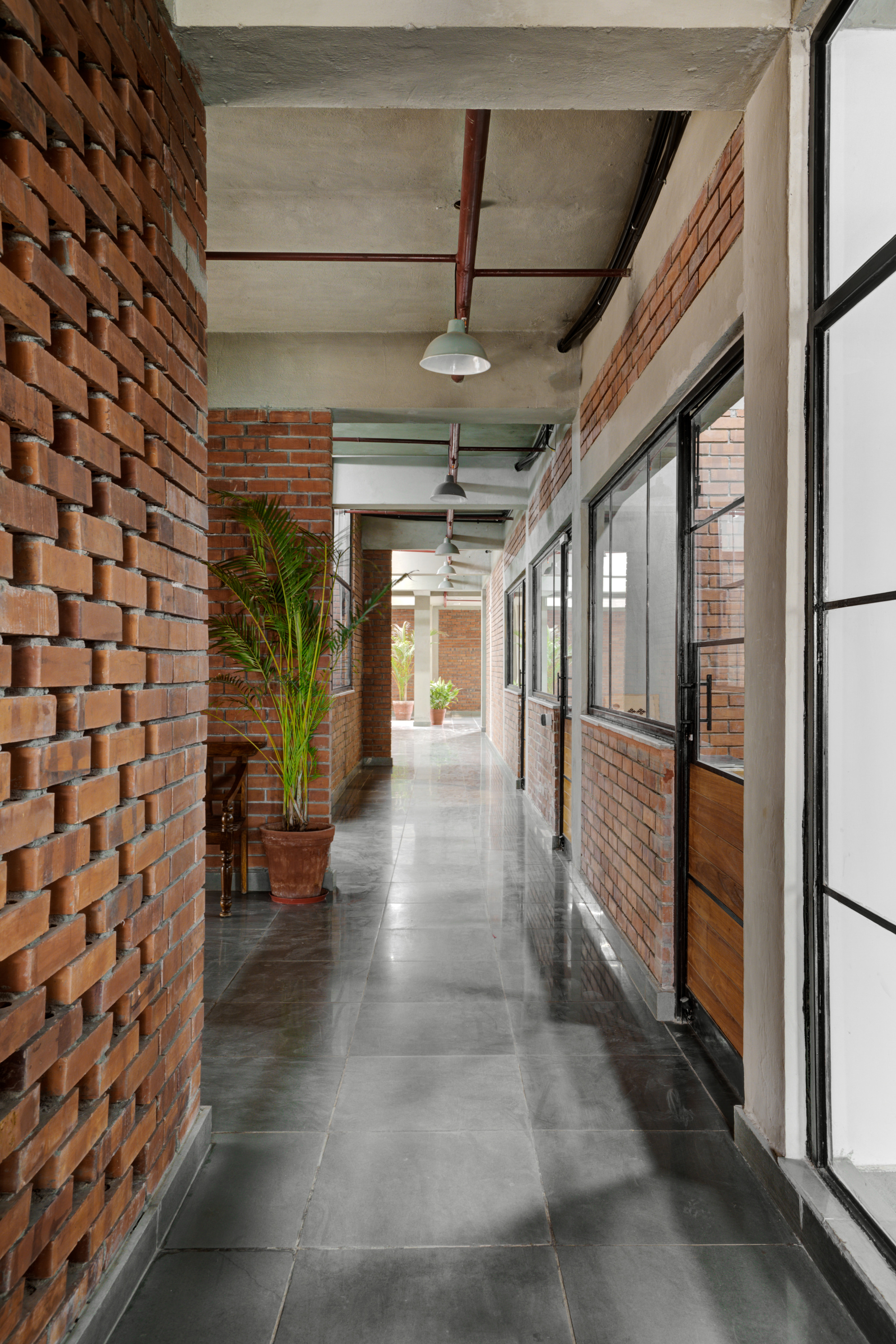 Gallery of Chinar Textile Studio / Juhi Mehta Architects - 9