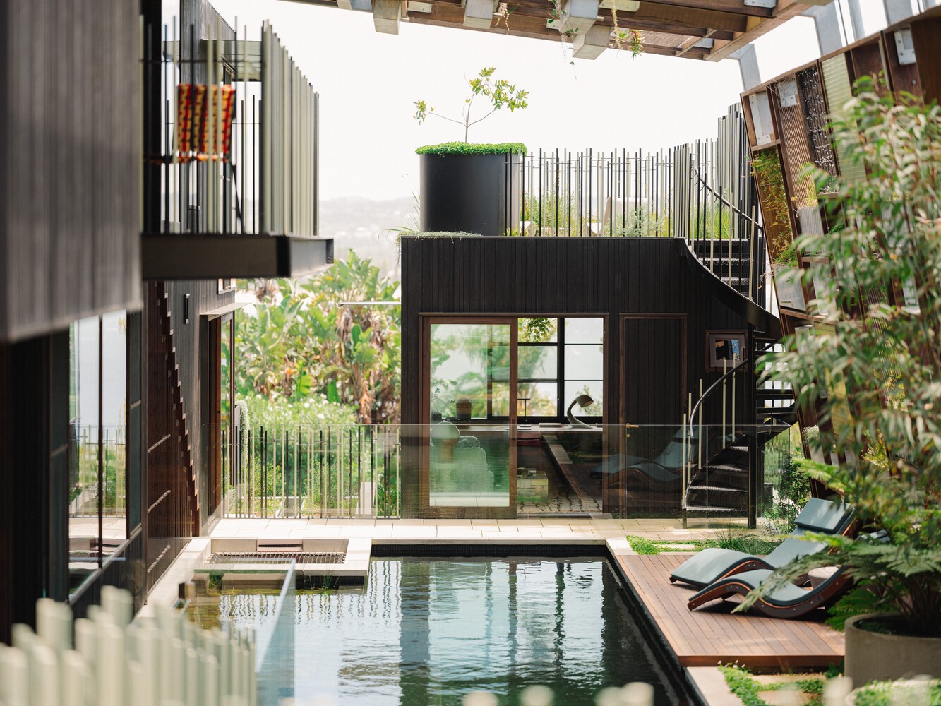 Gallery of Holocene House / CplusC Architectural Workshop - 6