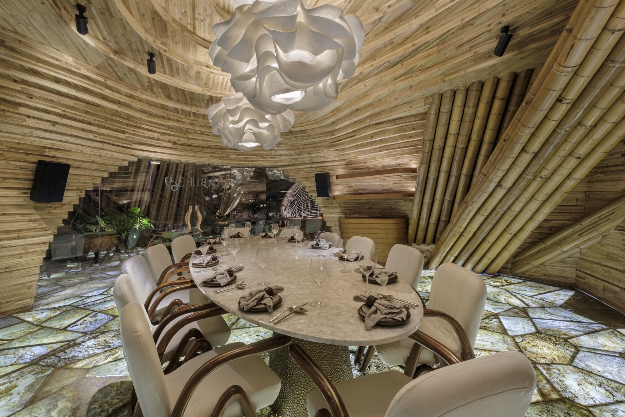 Gallery of Luna Beach Club / Inspiral Architecture and Design Studios - 12
