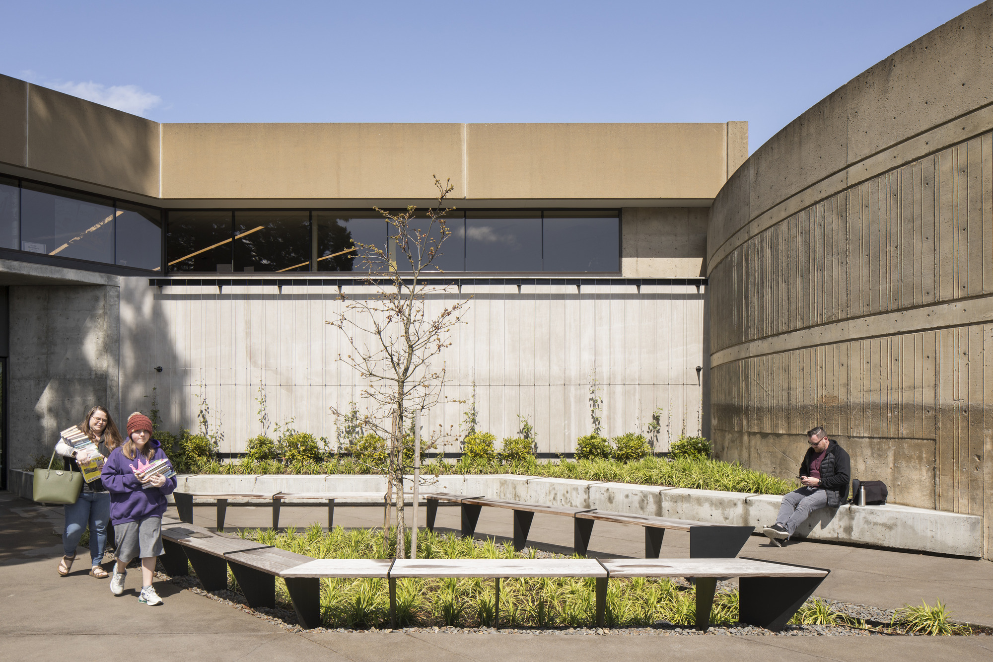 Gallery of Salem Public Library Renovation / Hacker Architects - 7
