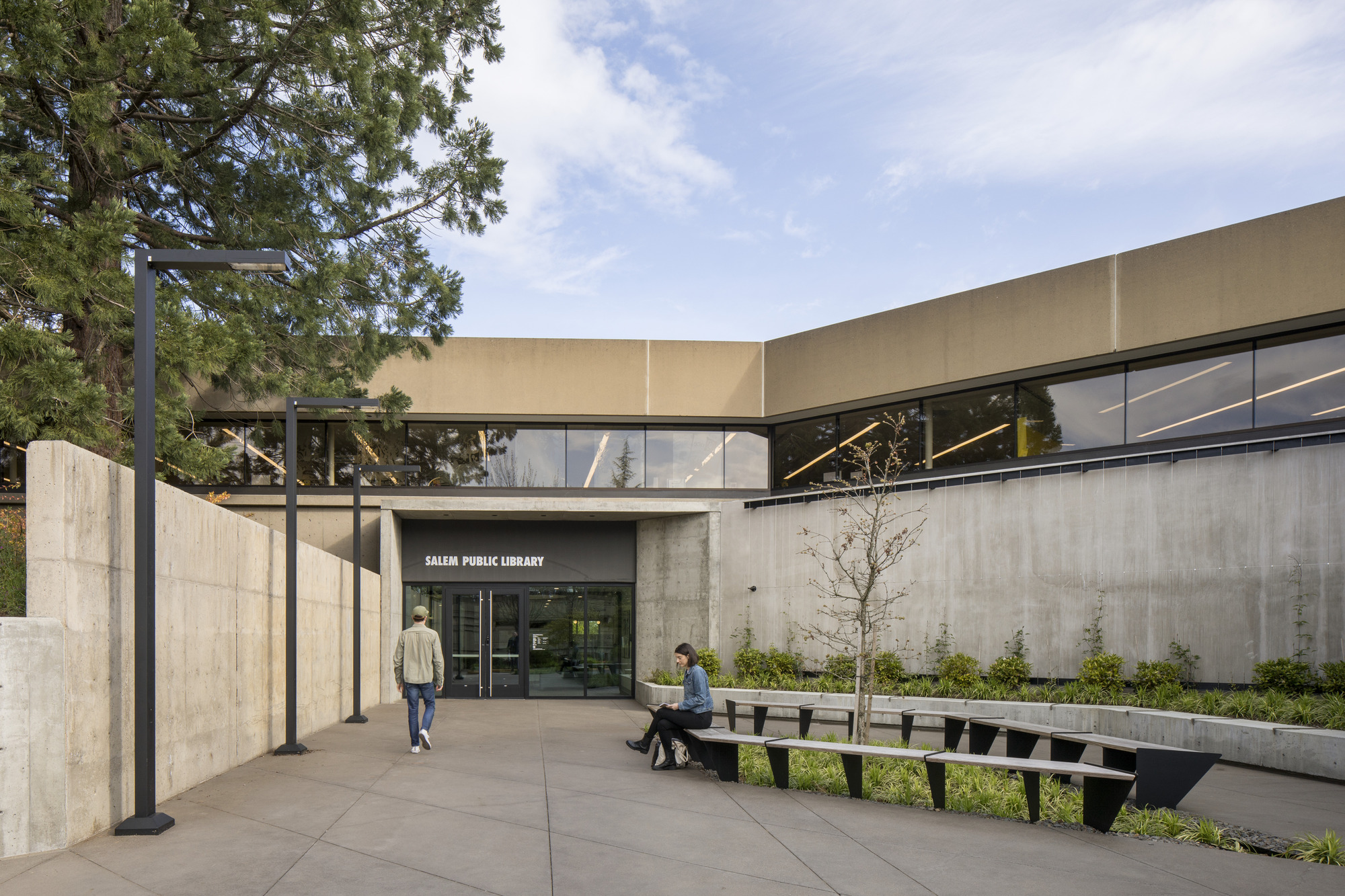 Gallery of Salem Public Library Renovation / Hacker Architects - 6