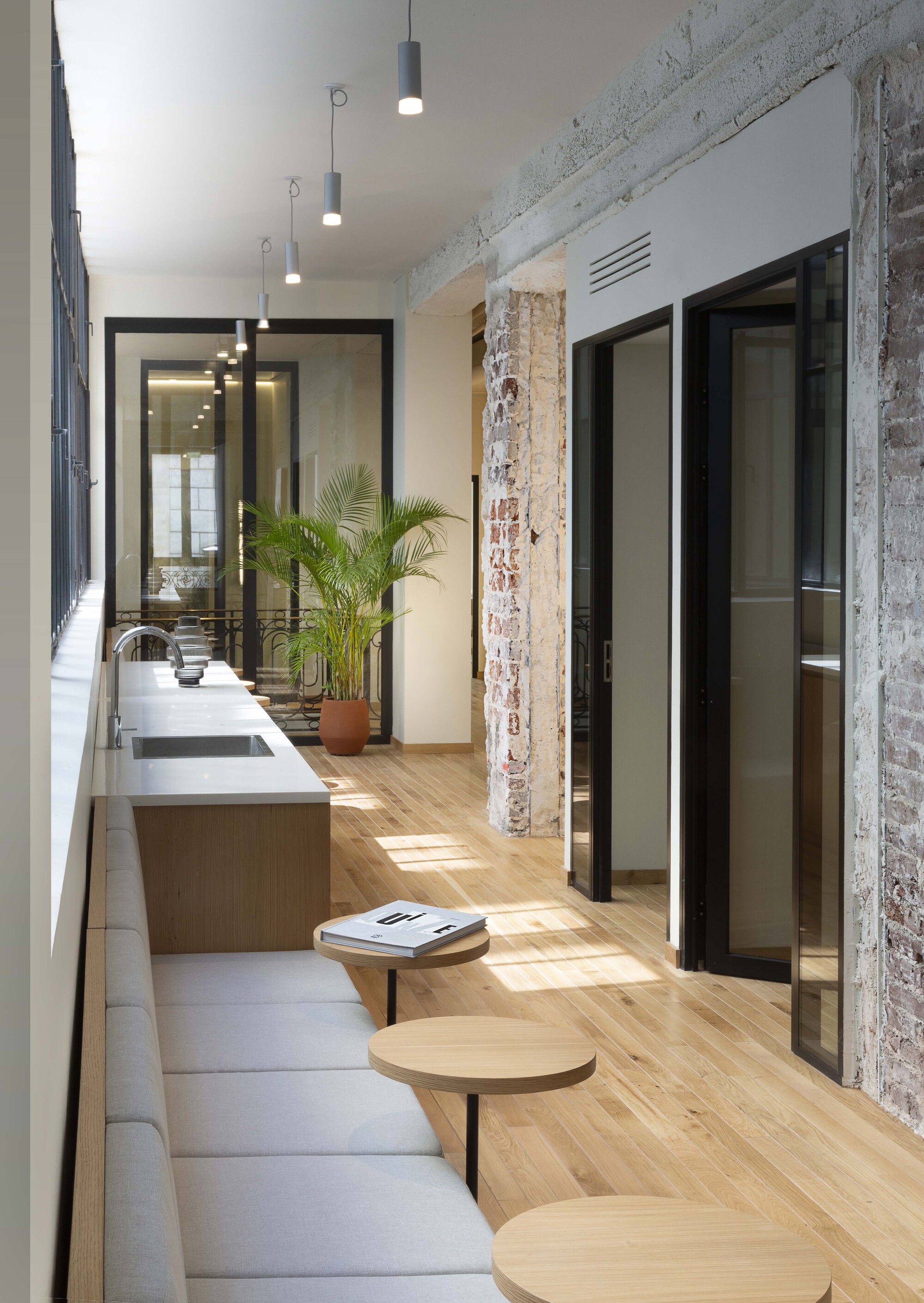 Gallery of Sentier Mixed-Use Building / Studio Vincent Eschalier - 50