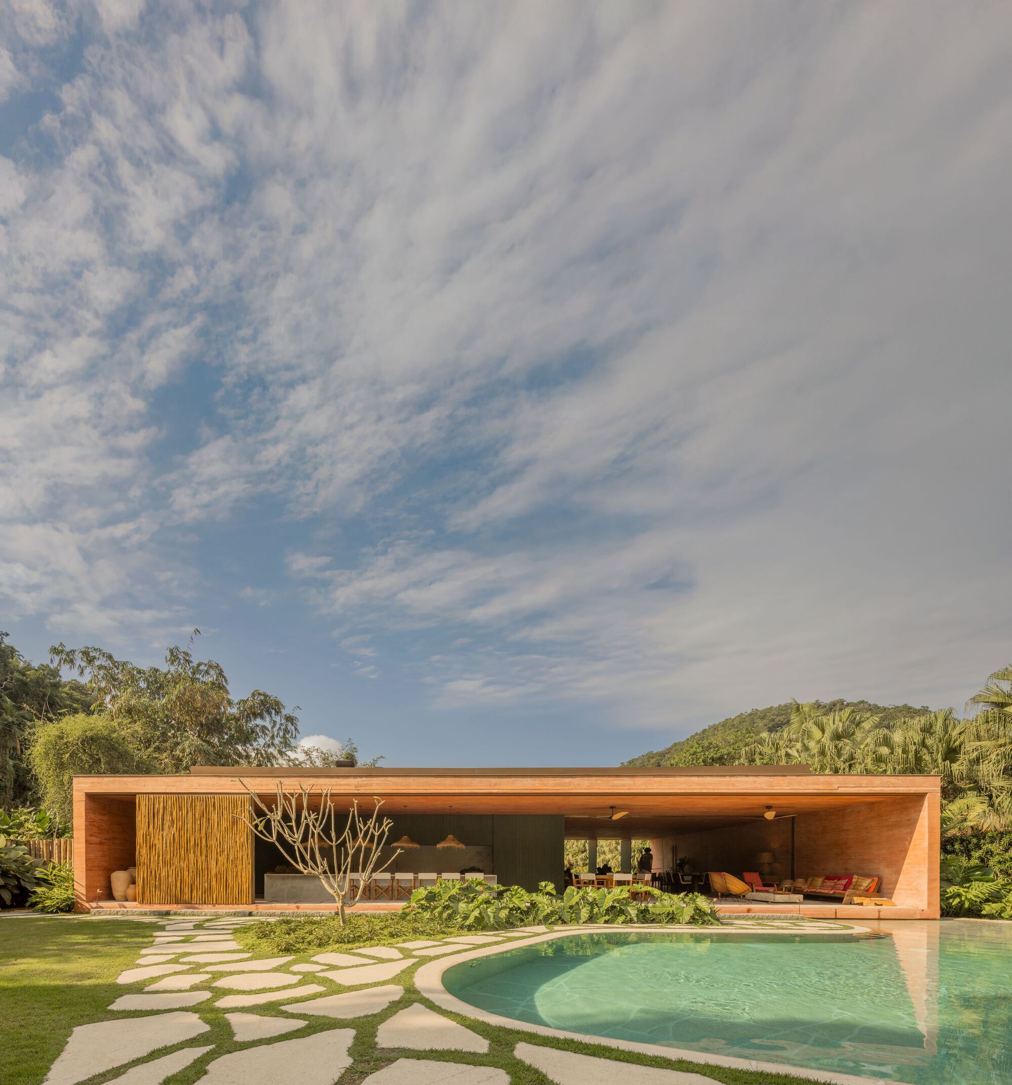 Gallery of House Laranjeiras / mf+arquitects - 5