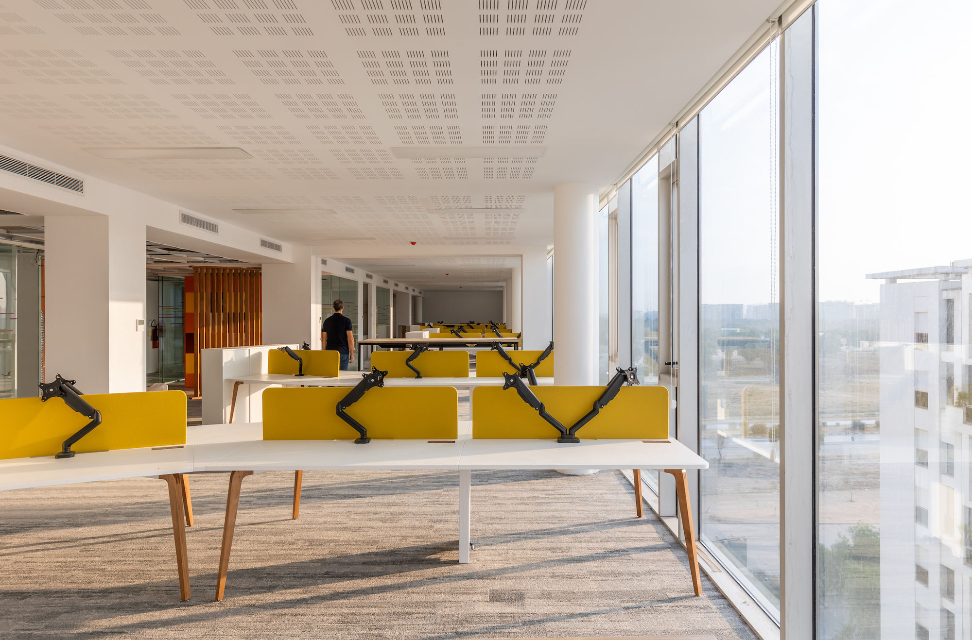 Gallery of The Screen Office / ARK-architecture + AUDA - 23