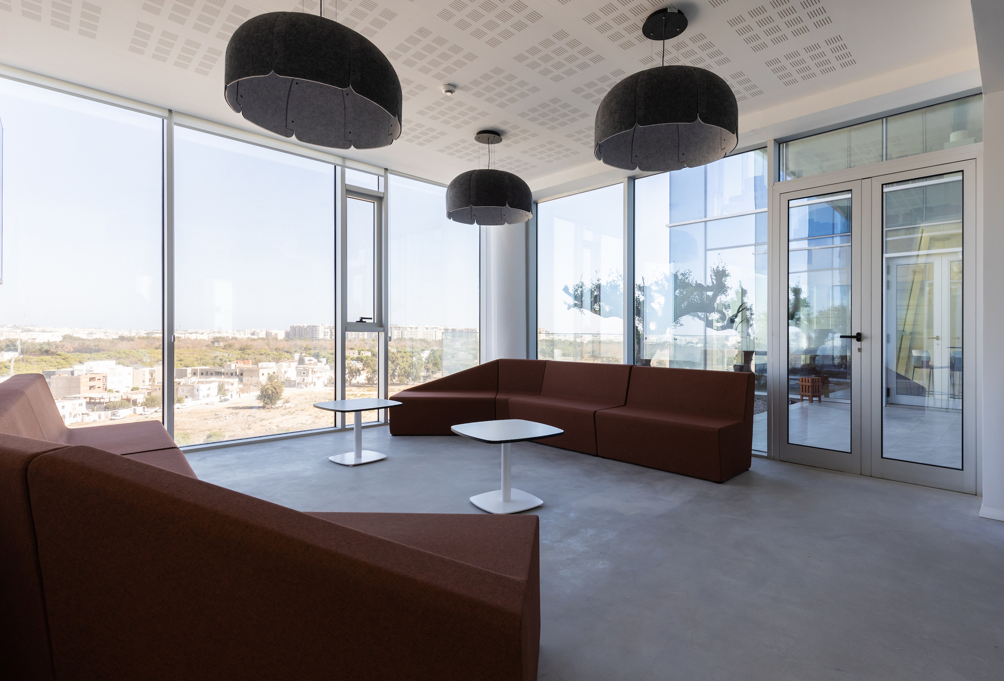 Gallery of The Screen Office / ARK-architecture + AUDA - 31