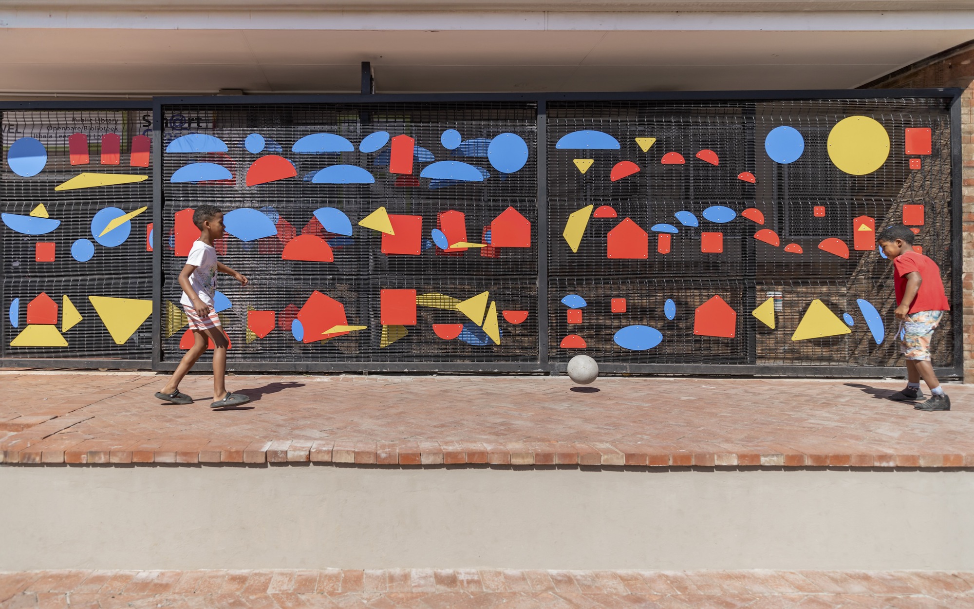 Gallery of Present Shapes, Bonteheuwel Freedom Square Landscape Art ...