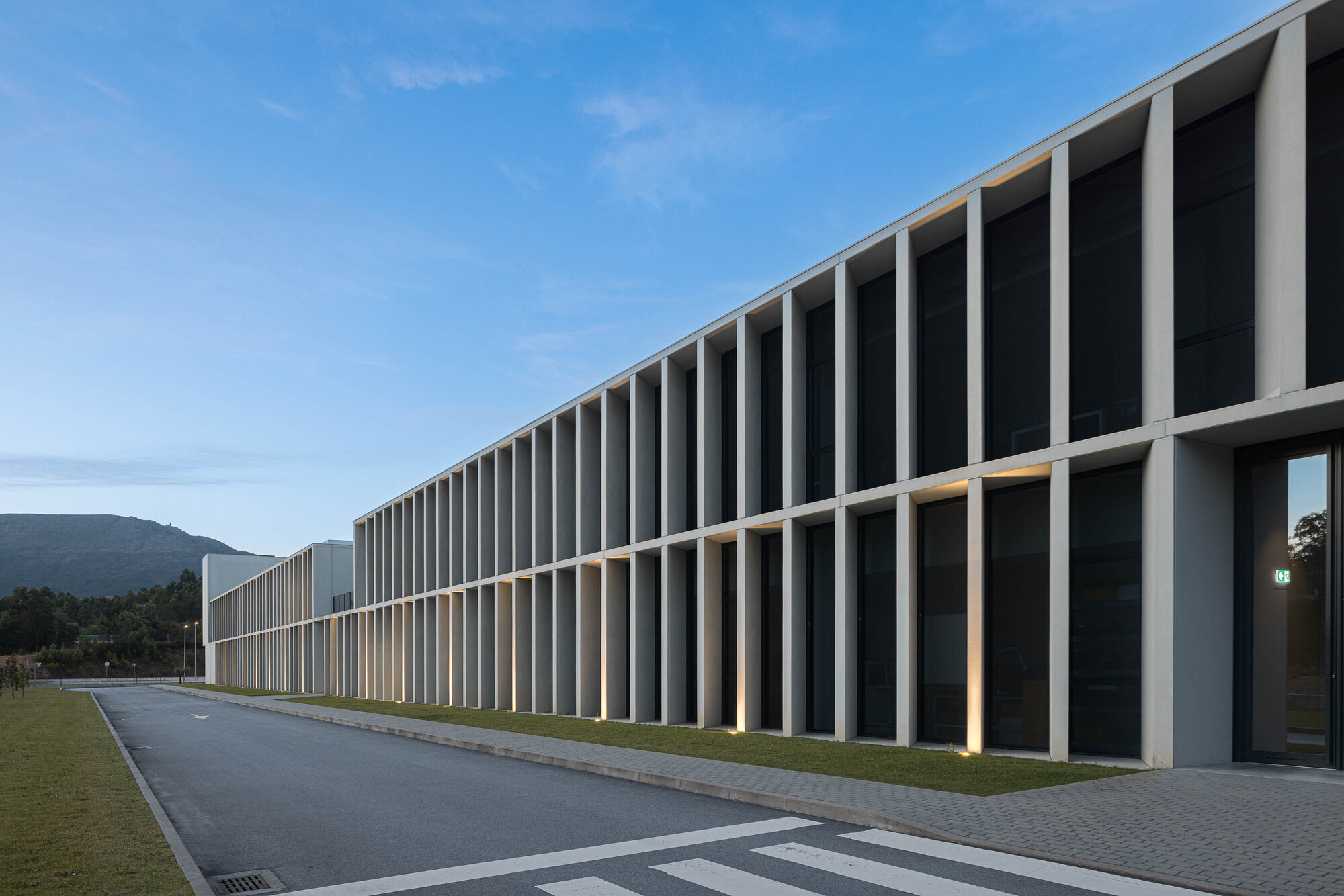 Gallery of BW II – Industrial Building in Viana do Castelo ...