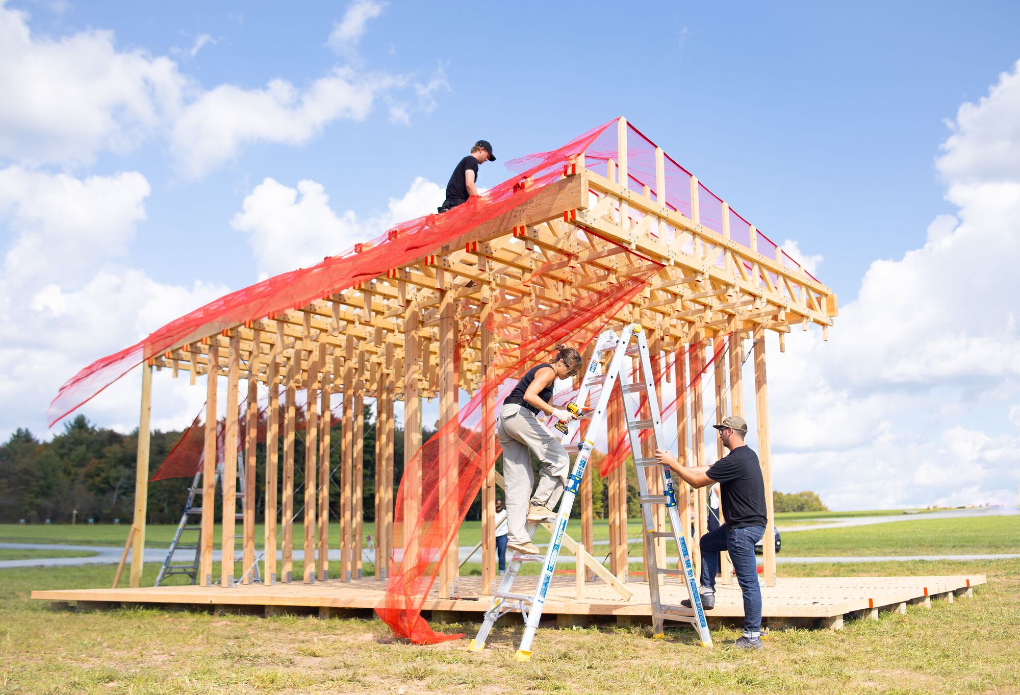 Gallery of Curtain Call Pavilion / office office - 7