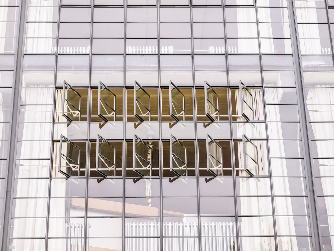 Gallery of Reflecting on Architectural Details and Construction Systems ...