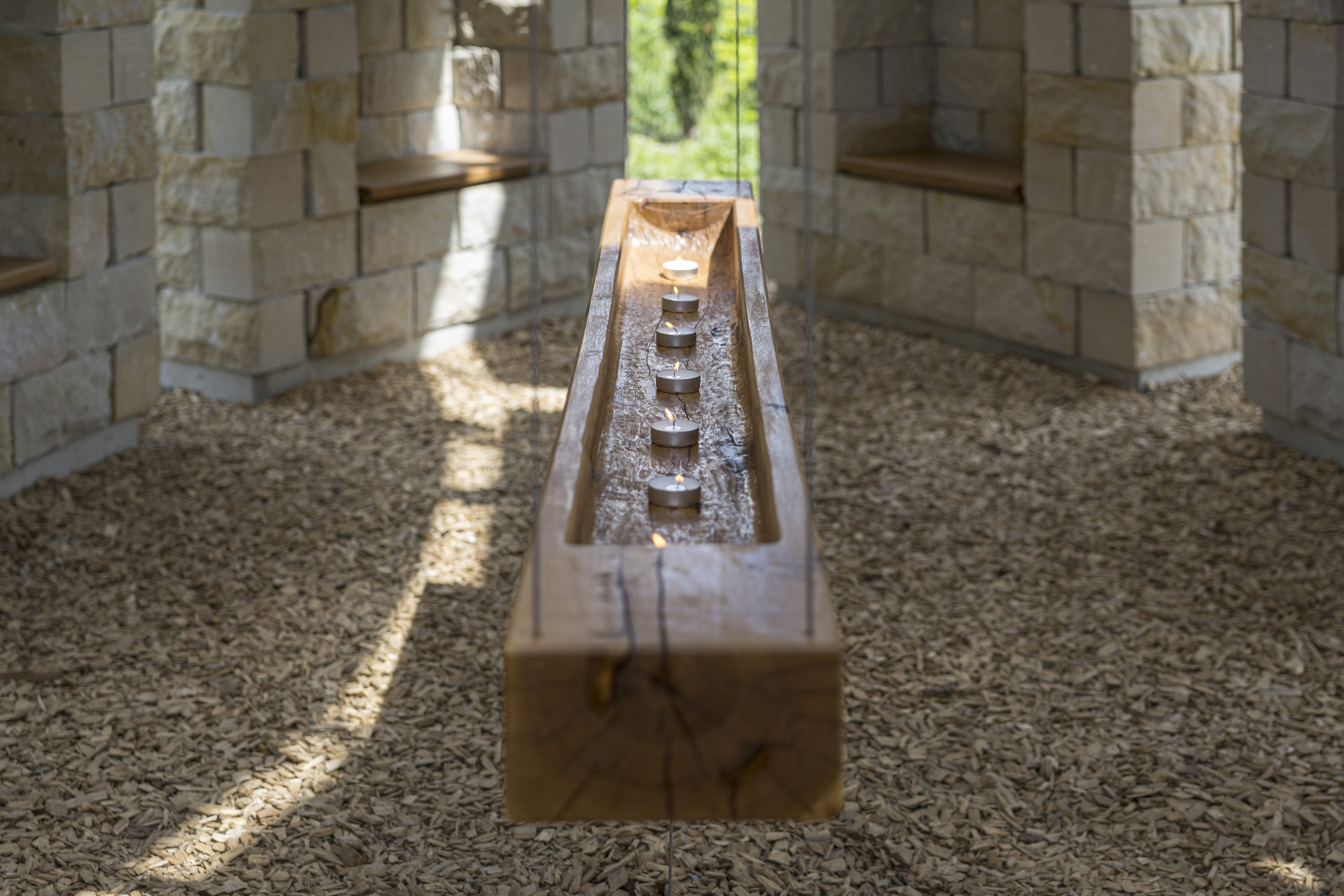 Gallery of Open Chapel / Christoph Hesse Architects - 8