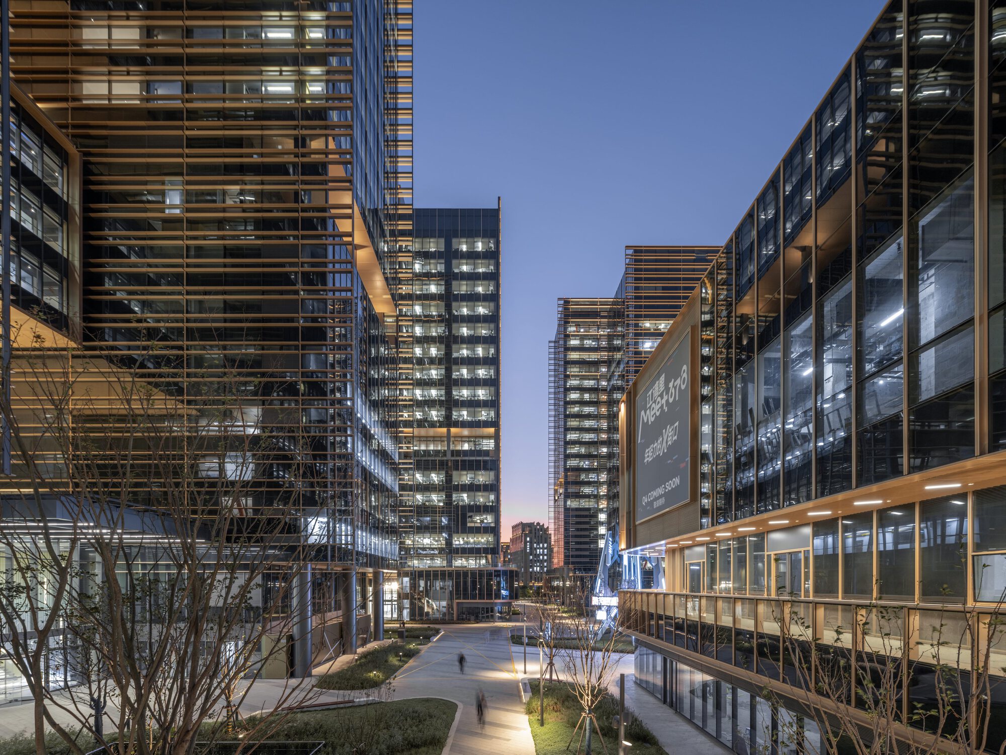 Gallery of Dynamic Center for "The Springs" / gmp Architects - 12