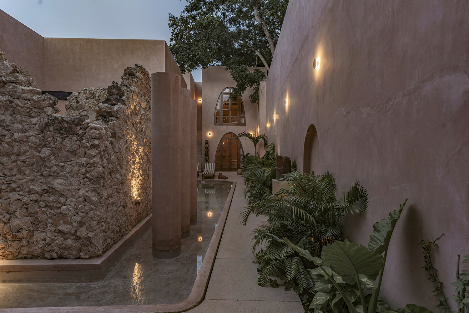 Gallery of La Casa Rosa / NKN Studio - 12