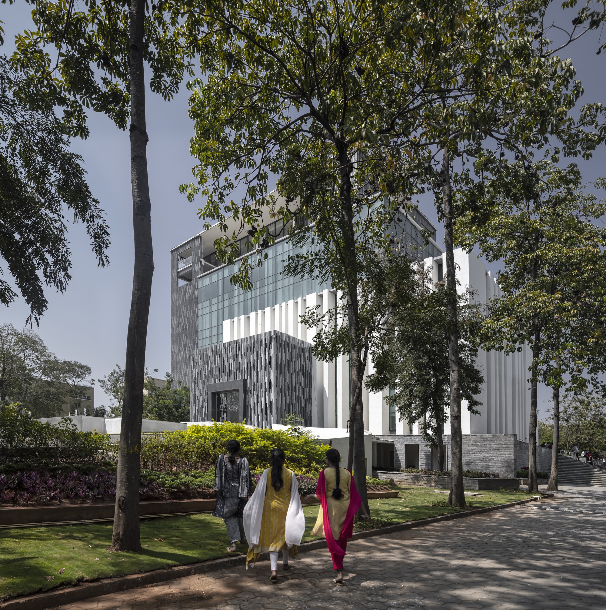 Gallery of Sona University Centre & Library Block / IMK Architects - 8