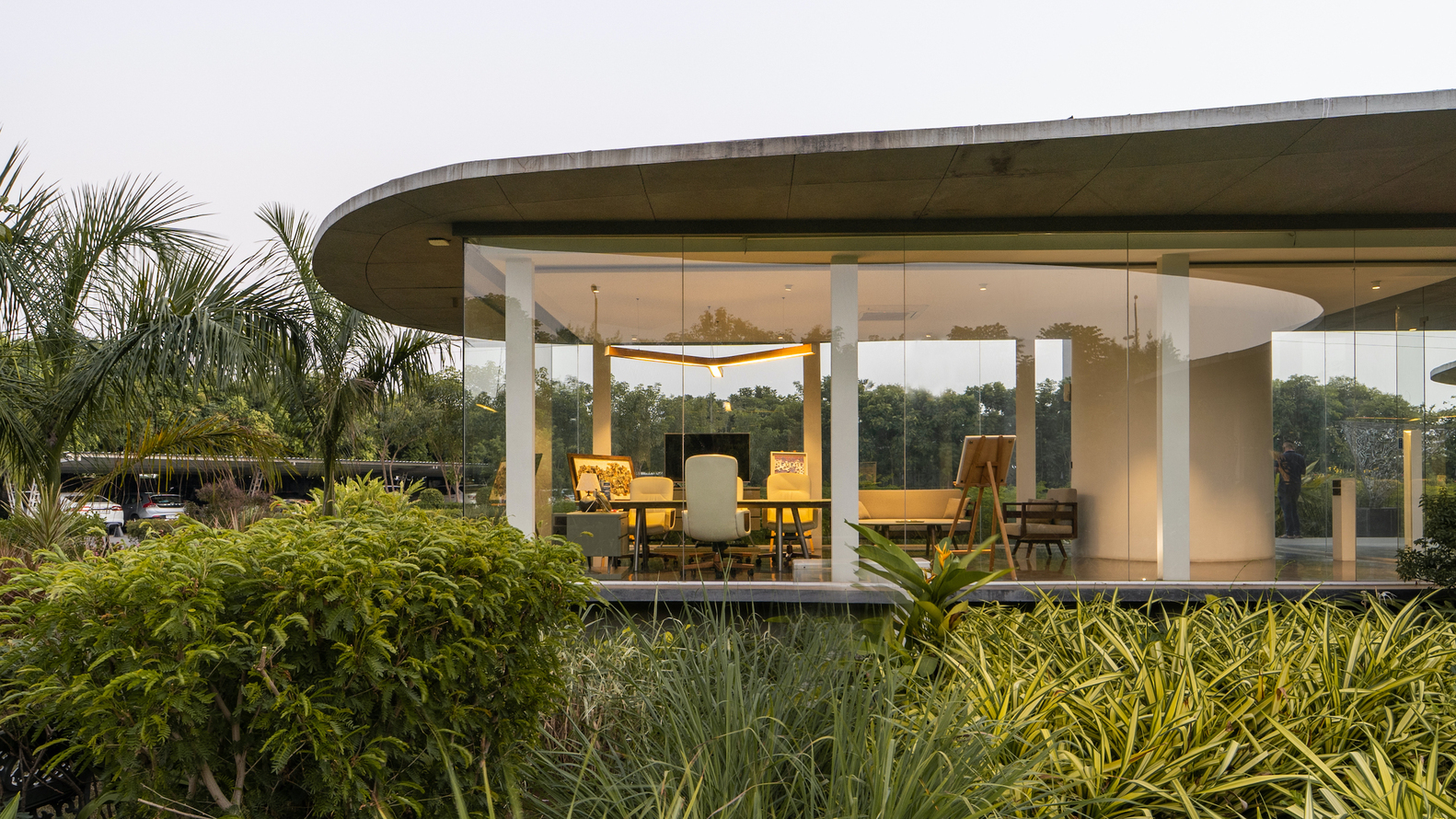 Gallery of Exploring Fluid Forms in Indian Architecture: A Cultural ...
