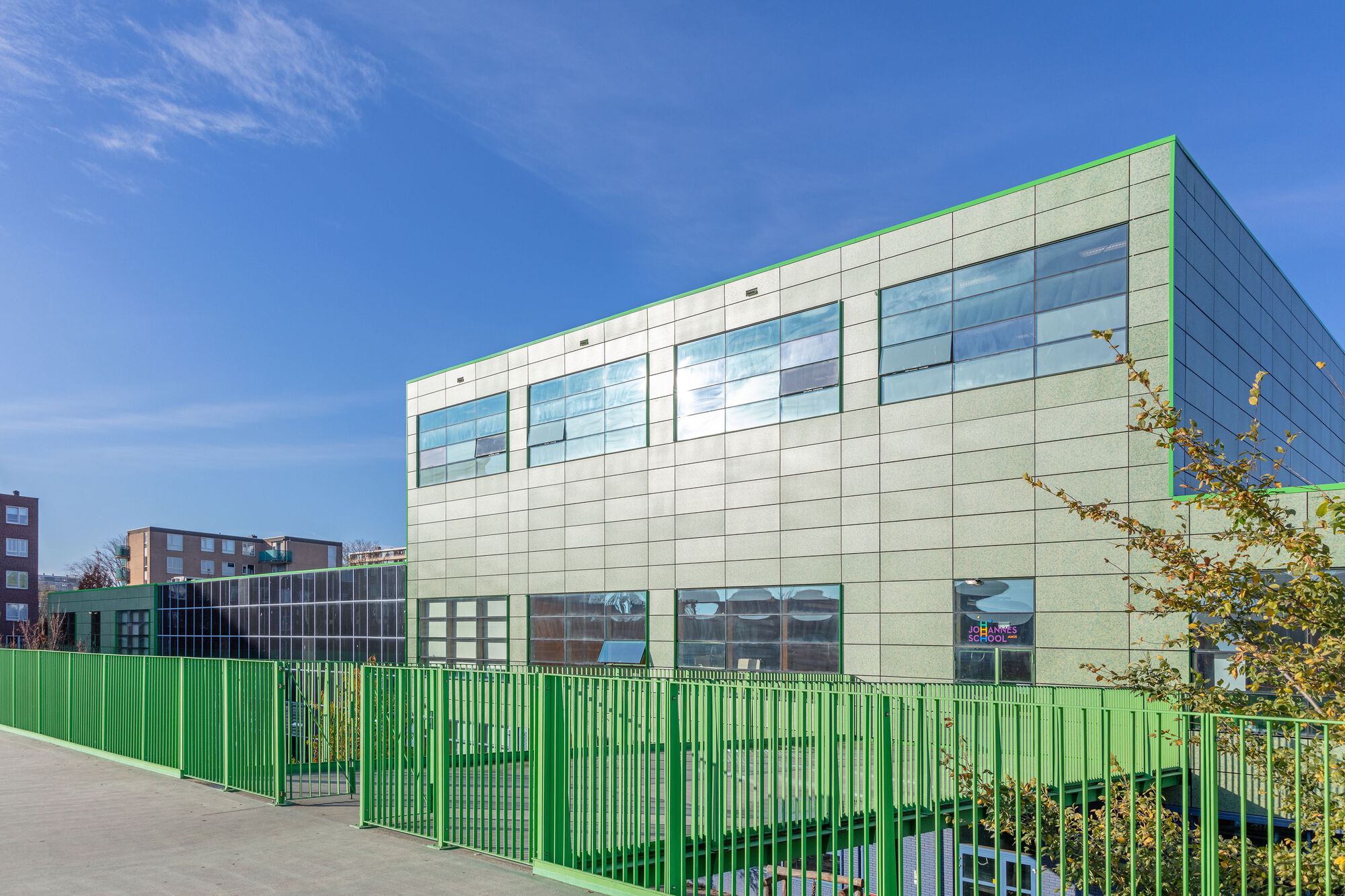 Gallery of De Kikker Community School / Dok Architecten - 9