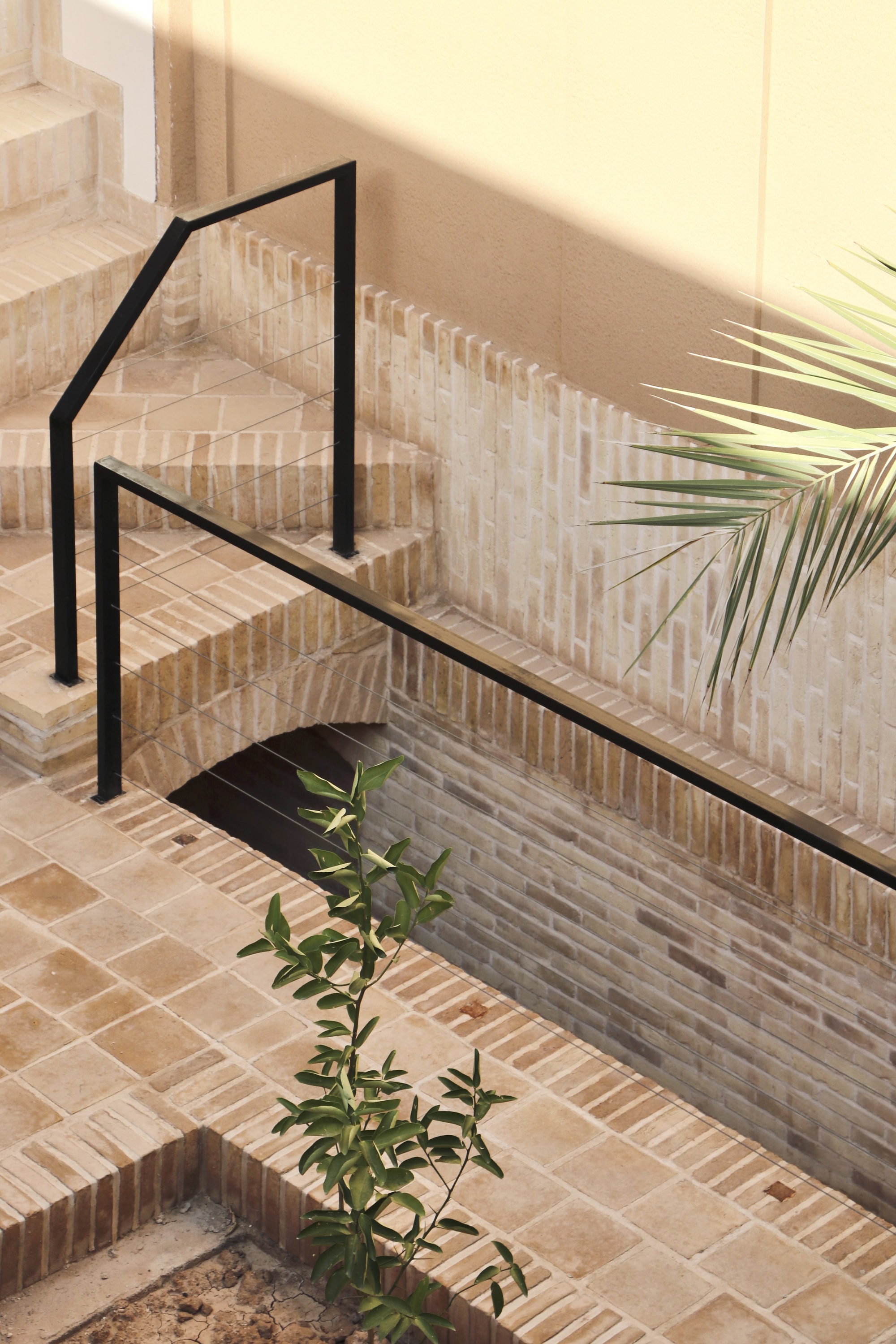 Gallery of Gazorgah House / Torab Home - 15