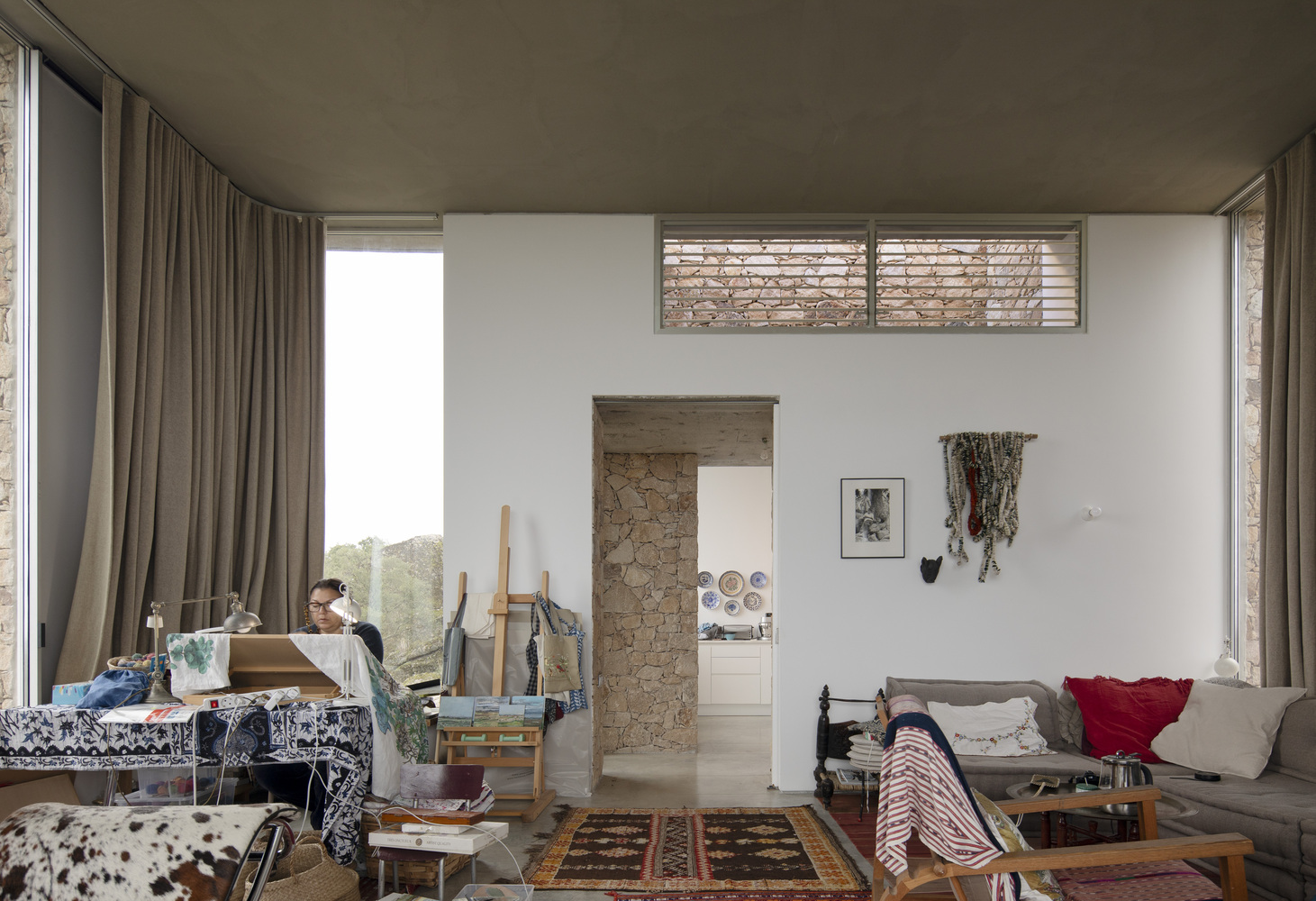 Gallery of House Studio in Castelo de Vide / Atelier Landauer - 1