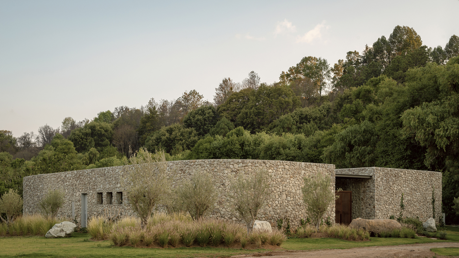 Gallery of The 50 Best Latin American Houses of 2024 - 47