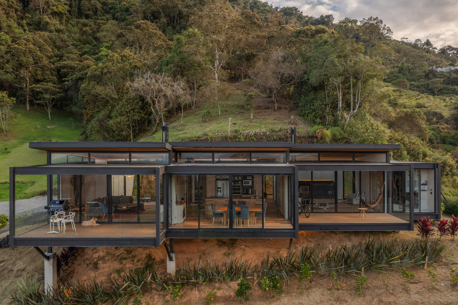 Gallery of The 50 Best Latin American Houses of 2024 - 49