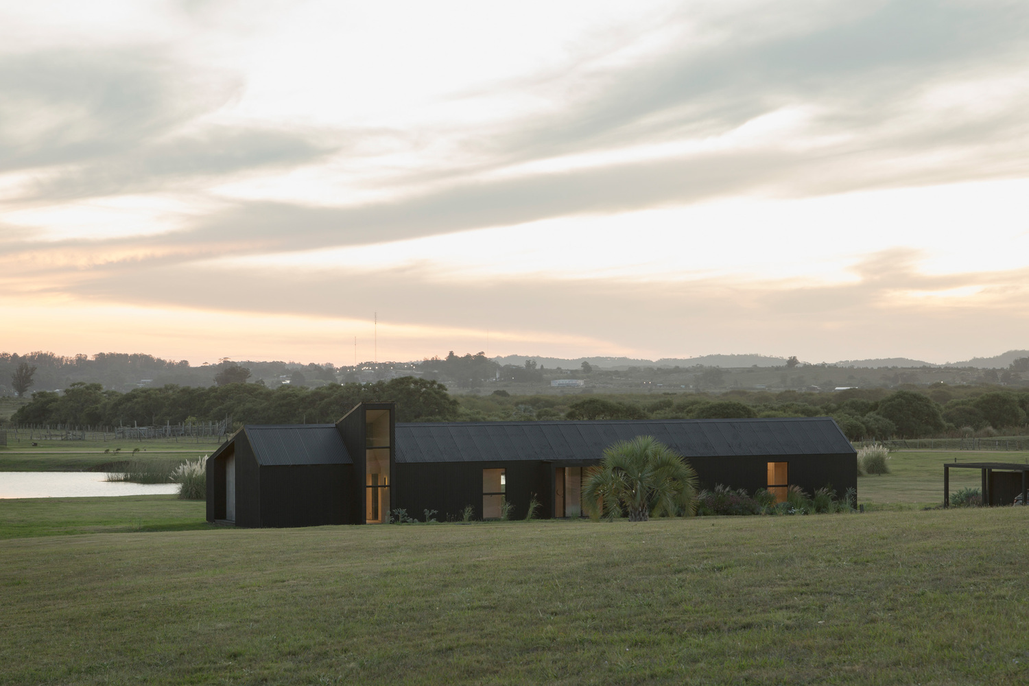 Galería de Las 50 mejores casas latinoamericanas de 2024 en ArchDaily en Español - 53