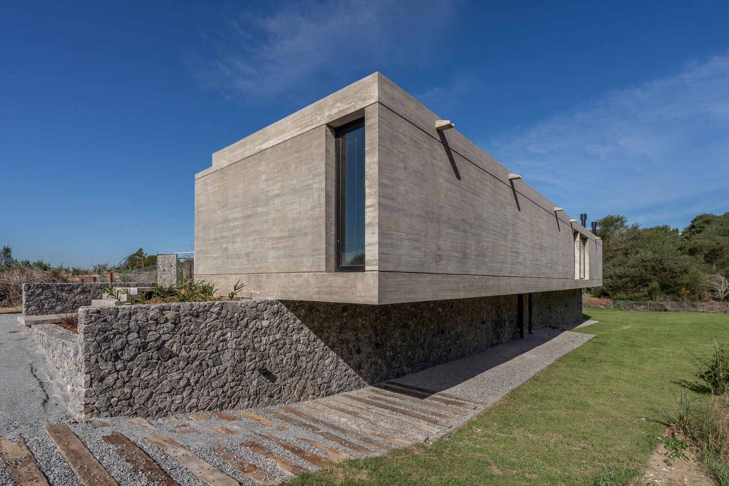 Gallery of The 50 Best Latin American Houses of 2024 - 46