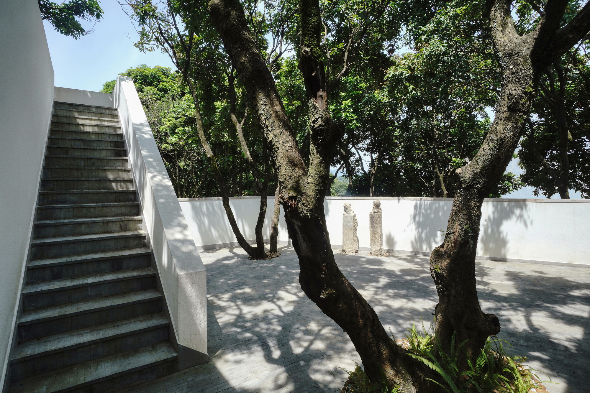 Gallery of Courtyard under Longan Trees / Spacework Architects - 14