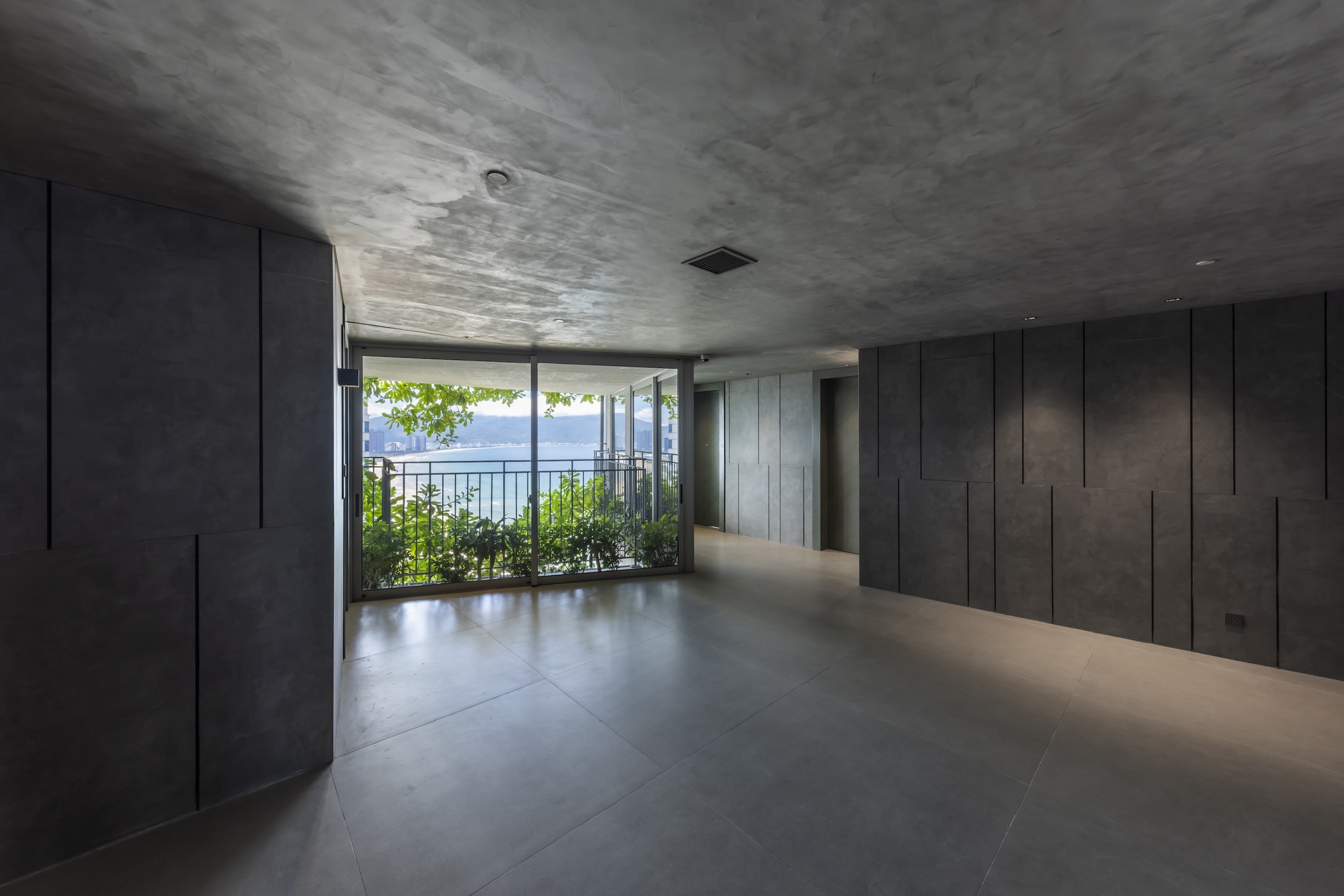 Gallery of M Hotel / Ho Khue Architects - 19