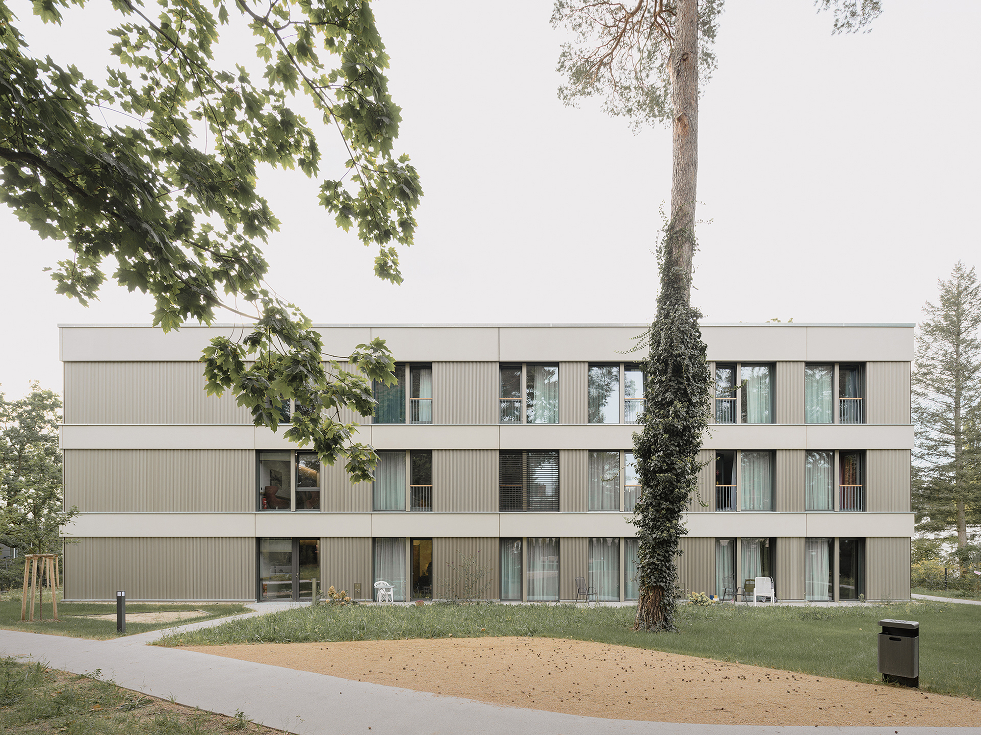 Gallery of Julia von Bodelschwingh Care House / kontektum architektur - 7