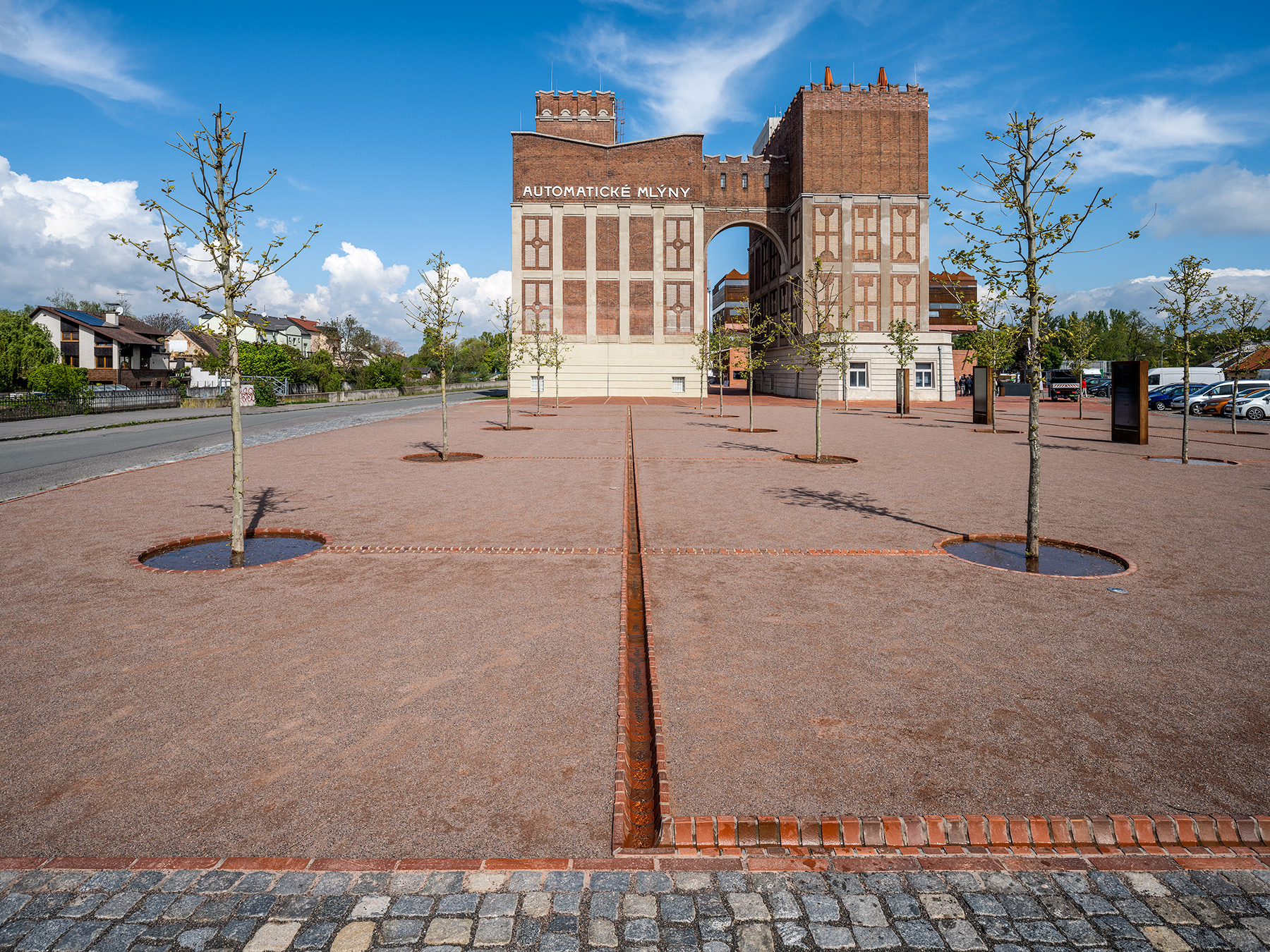 Gallery of GAMPA and Sféra with Public Spaces of Automatic Mills in ...