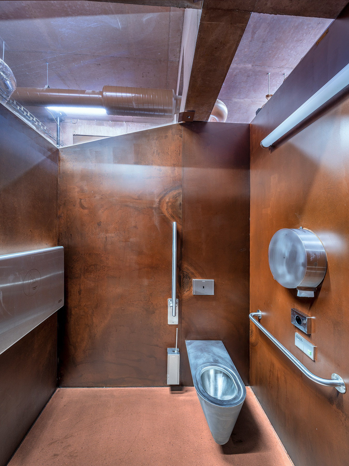 Gallery of GAMPA and Sféra with Public Spaces of Automatic Mills in ...