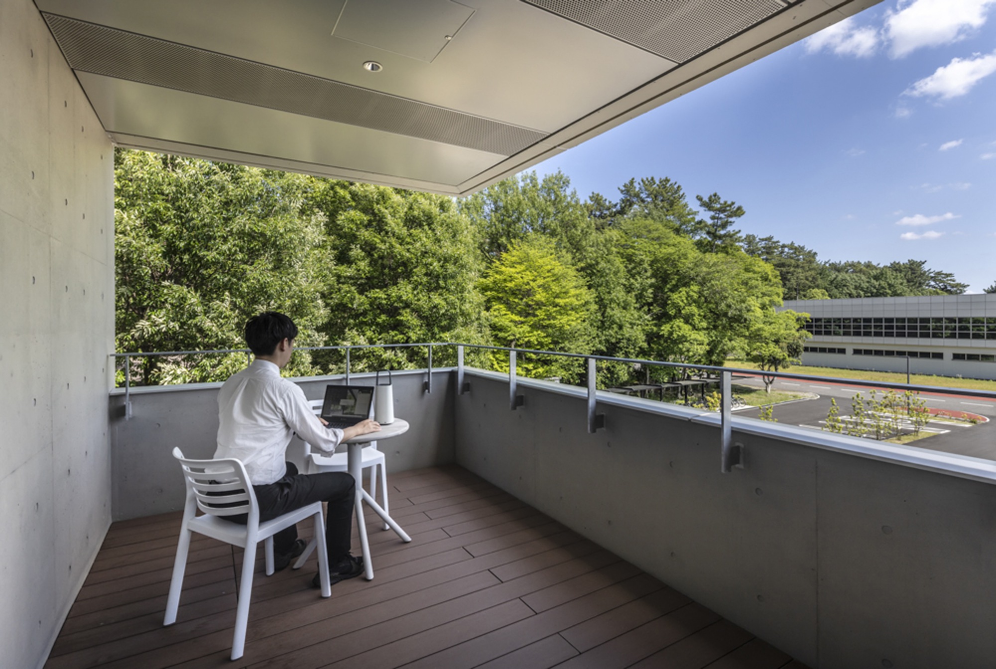 Gallery of Eisai Kawashima Industrial Park Cafeteria and Office ...