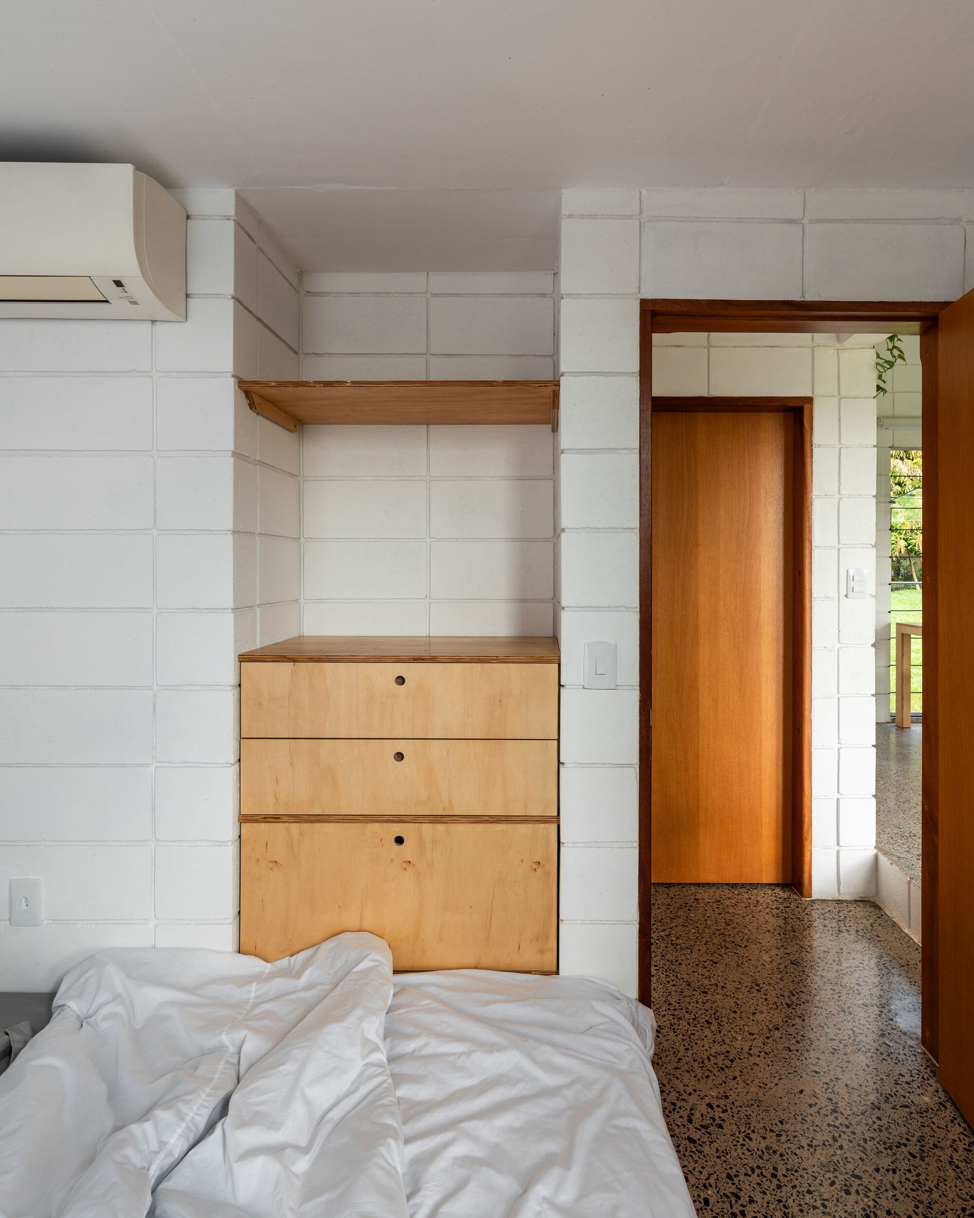 Galería de MI Casa / Estúdio Marion + Ivan Ventura Arquitetura - 20