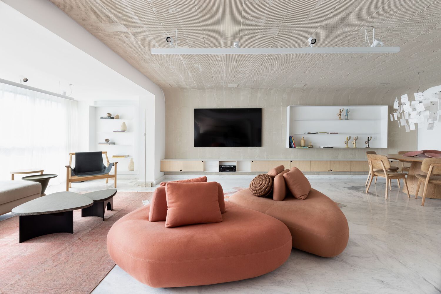 Gallery of Apartments in Brazil: Interiors with Reused and Recovered ...