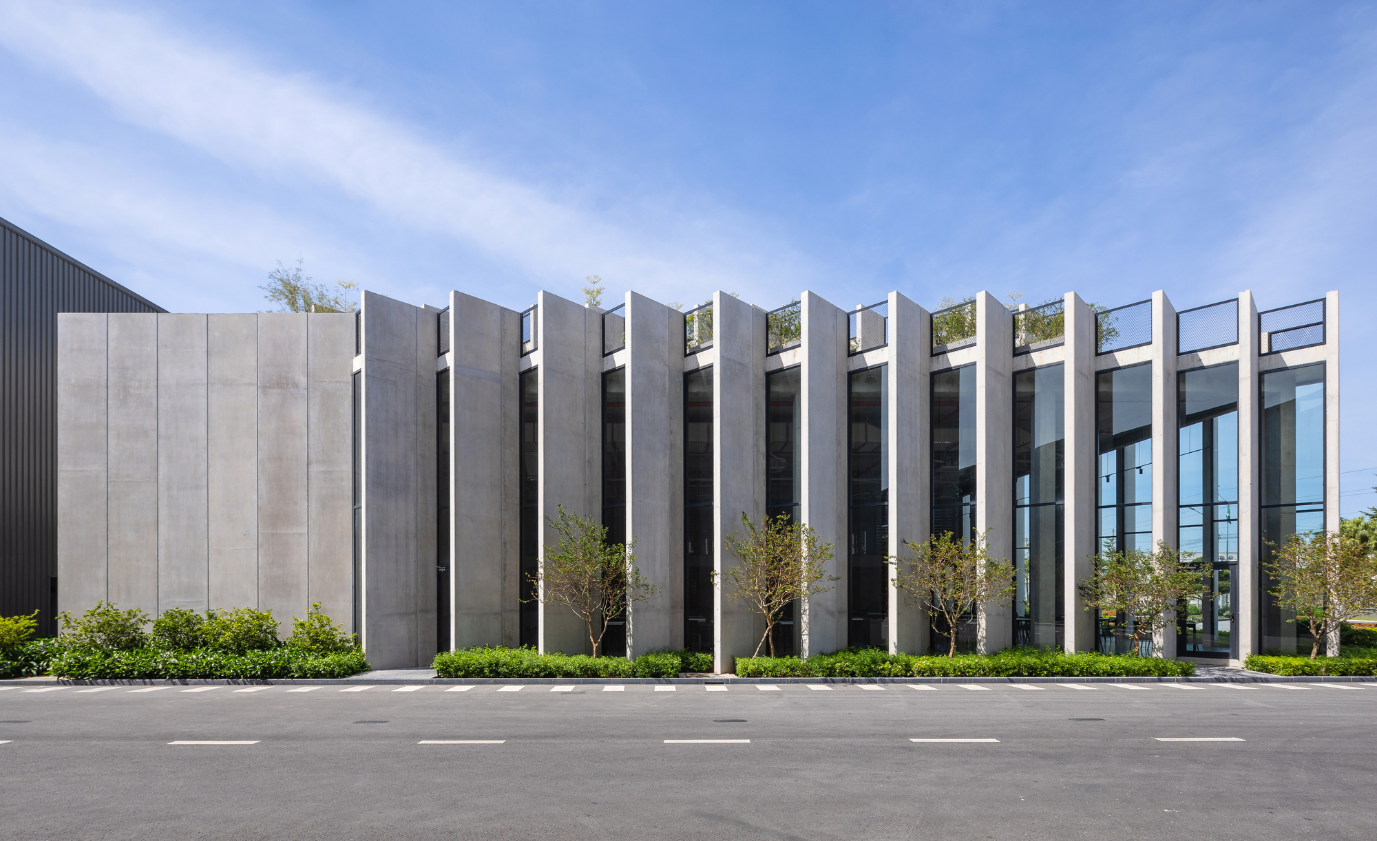 Gallery of Huy Hoang Lock Factory / Baumschlager Eberle Architekten - 23