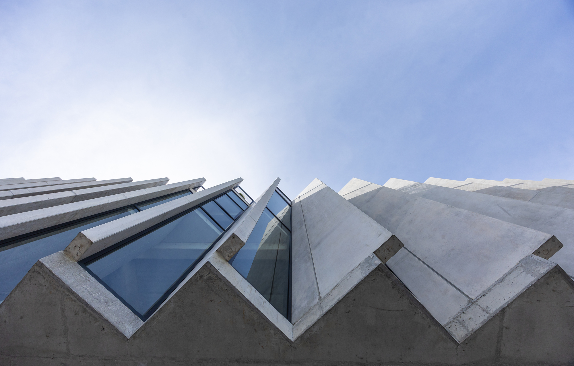 Gallery of Huy Hoang Lock Factory / Baumschlager Eberle Architekten - 18