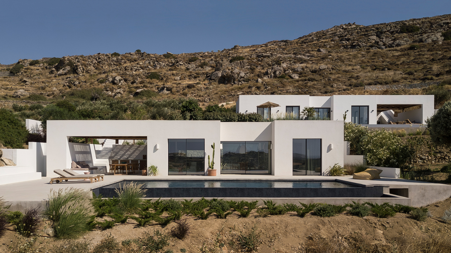 La Natura Villas / Plinthos Architects + Stefania Ntinou Architect ...